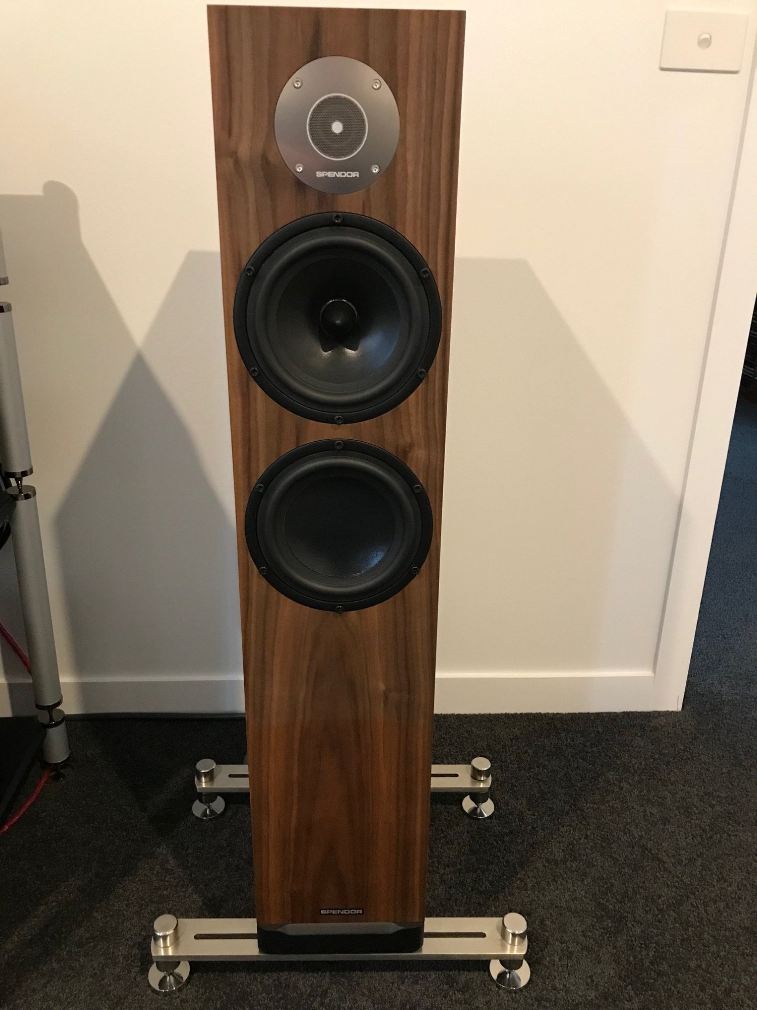 Spendor D7.2 Floorstander Speakers (RRP $10,999) |﻿ Stereo, Home Cinema ...