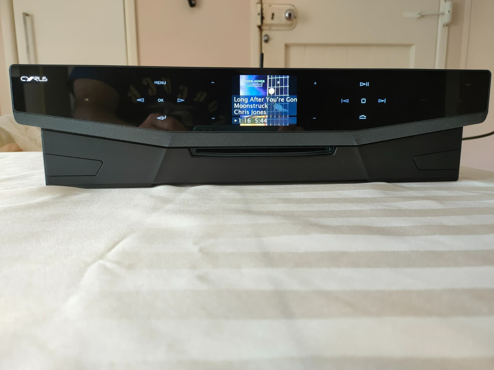 CYRUS LYRIC STEALTH Media Player - Stereo, Home Cinema, Headphones ...