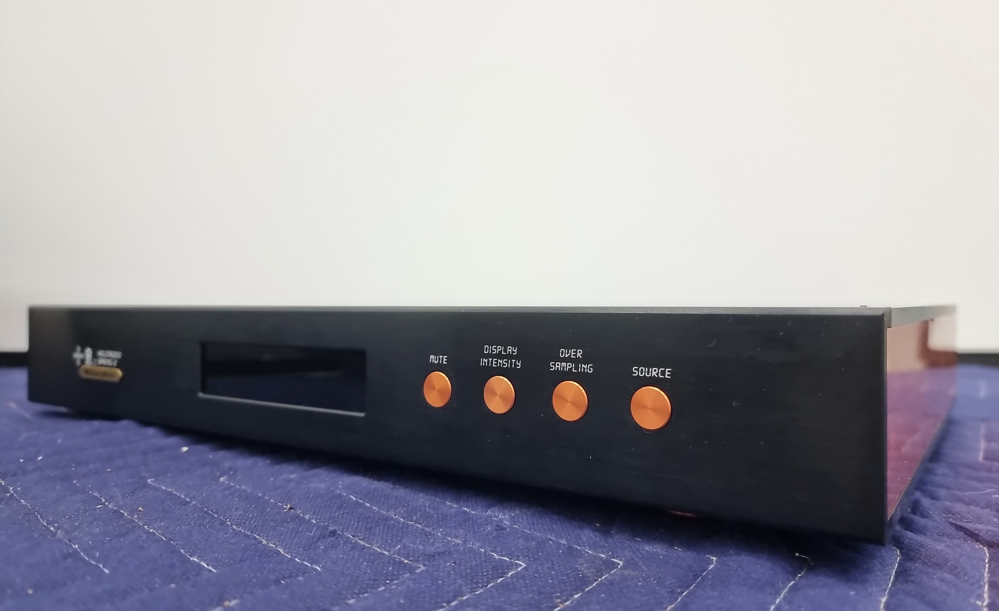 Holo Audio Spring -2- DAC. Wildism Extreme Level 3 - Stereo, Home ...