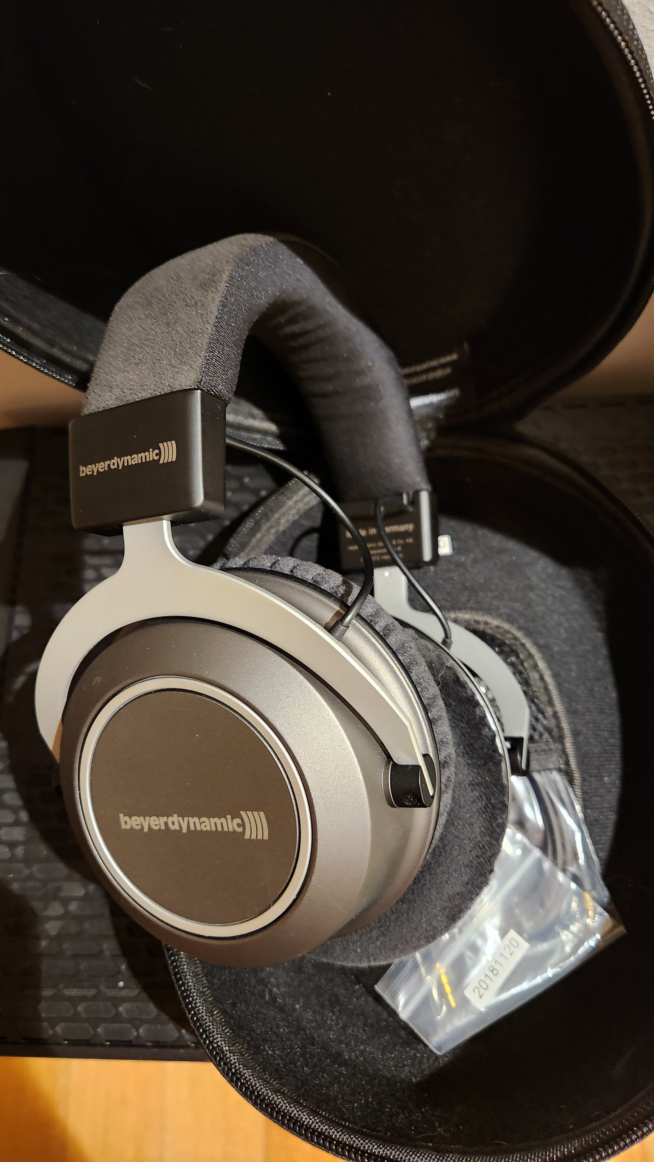 Beyerdynamic Amiron Wireless Over-Ear Headphones - Stereo, Home Cinema ...