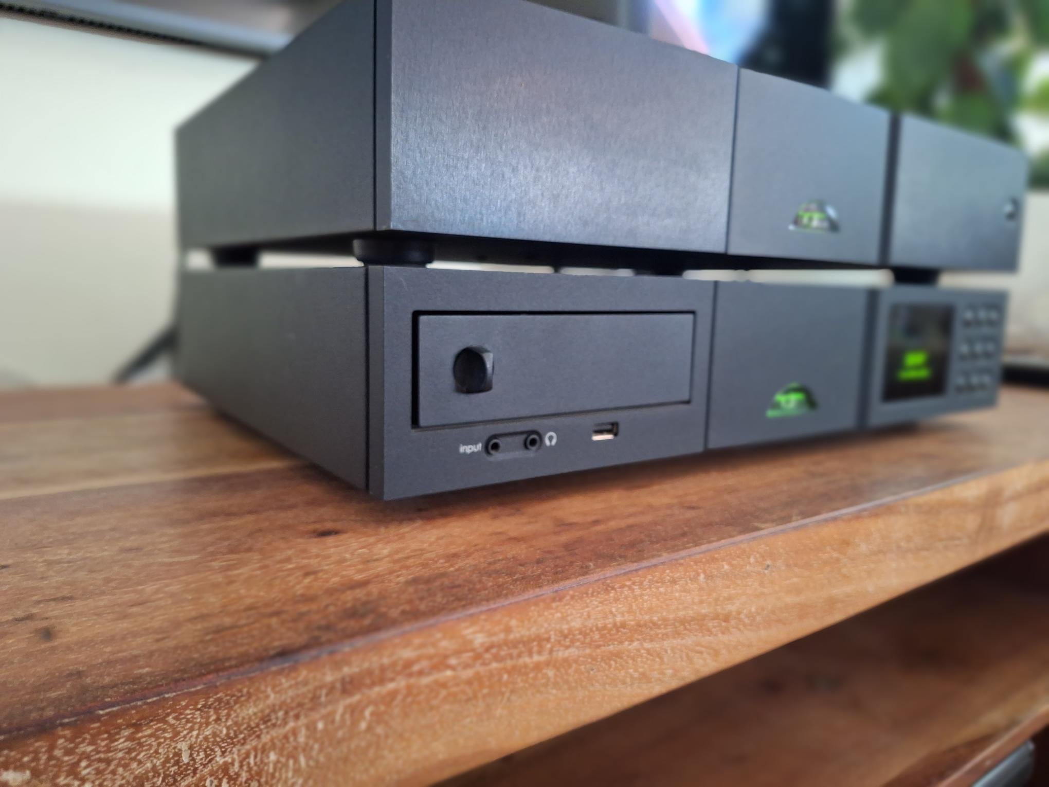 Naim Uniti 2 integrated streaming amp - Stereo, Home Cinema, Headphones ...