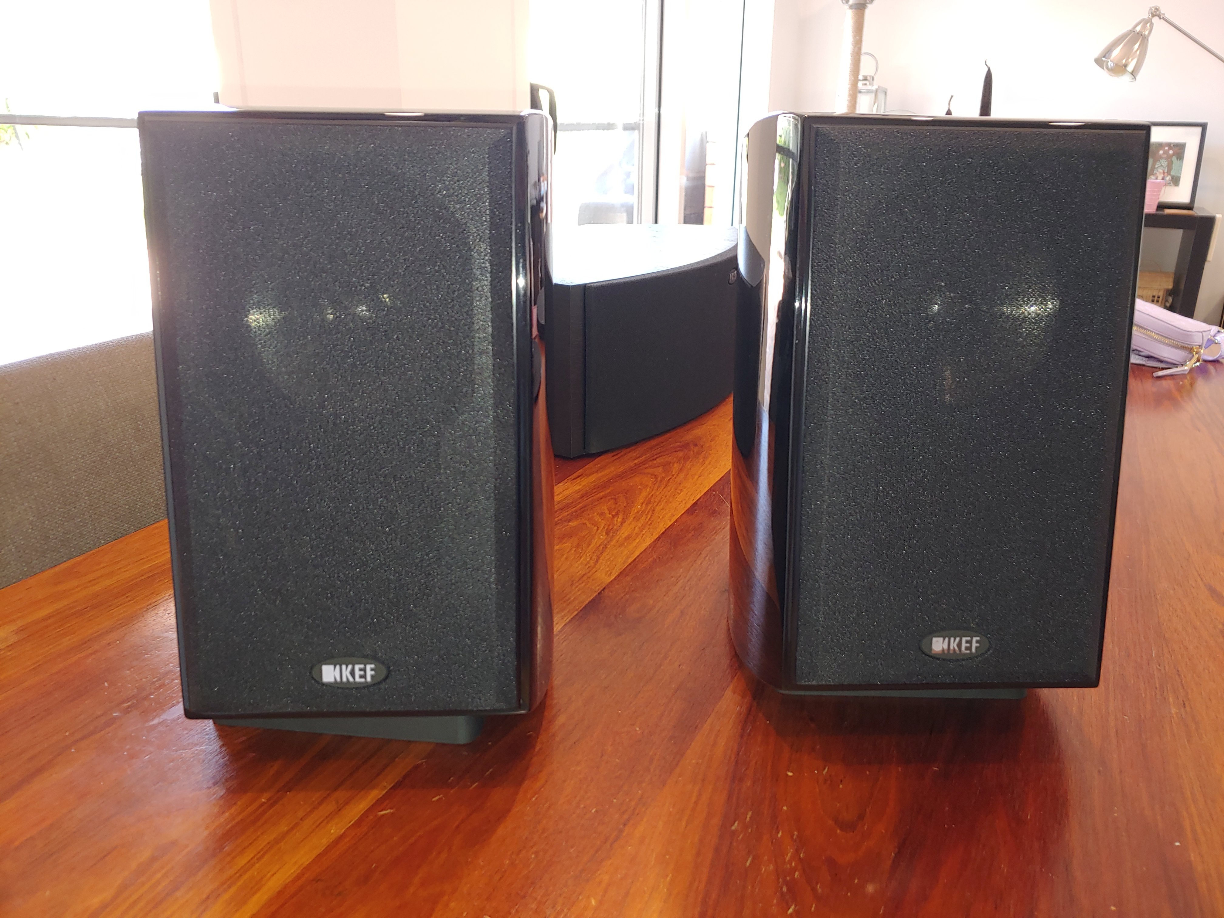 KEF XQ10 bookshelf speakers (piano black) - Stereo, Home Cinema, Headphones Components - StereoNET