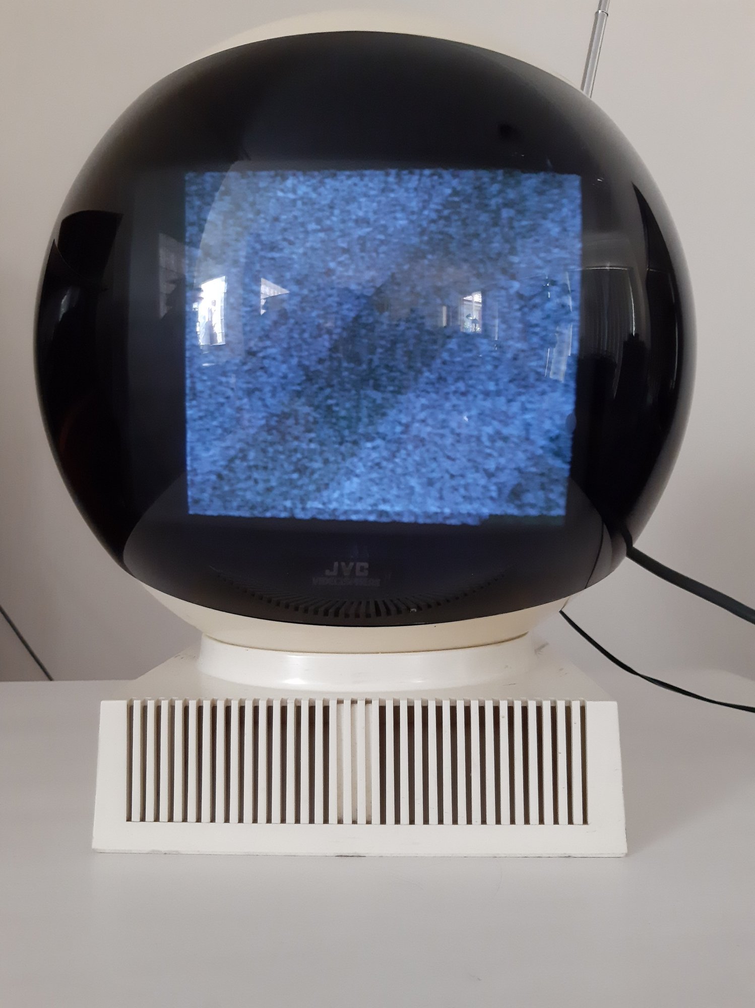 JVC Model 3240 Videosphere Space Age portable TV - Classifieds - All ...