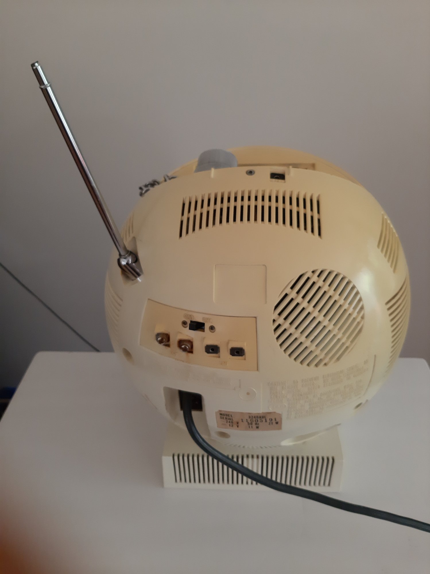 JVC Model 3240 Videosphere Space Age portable TV - Classifieds - All ...