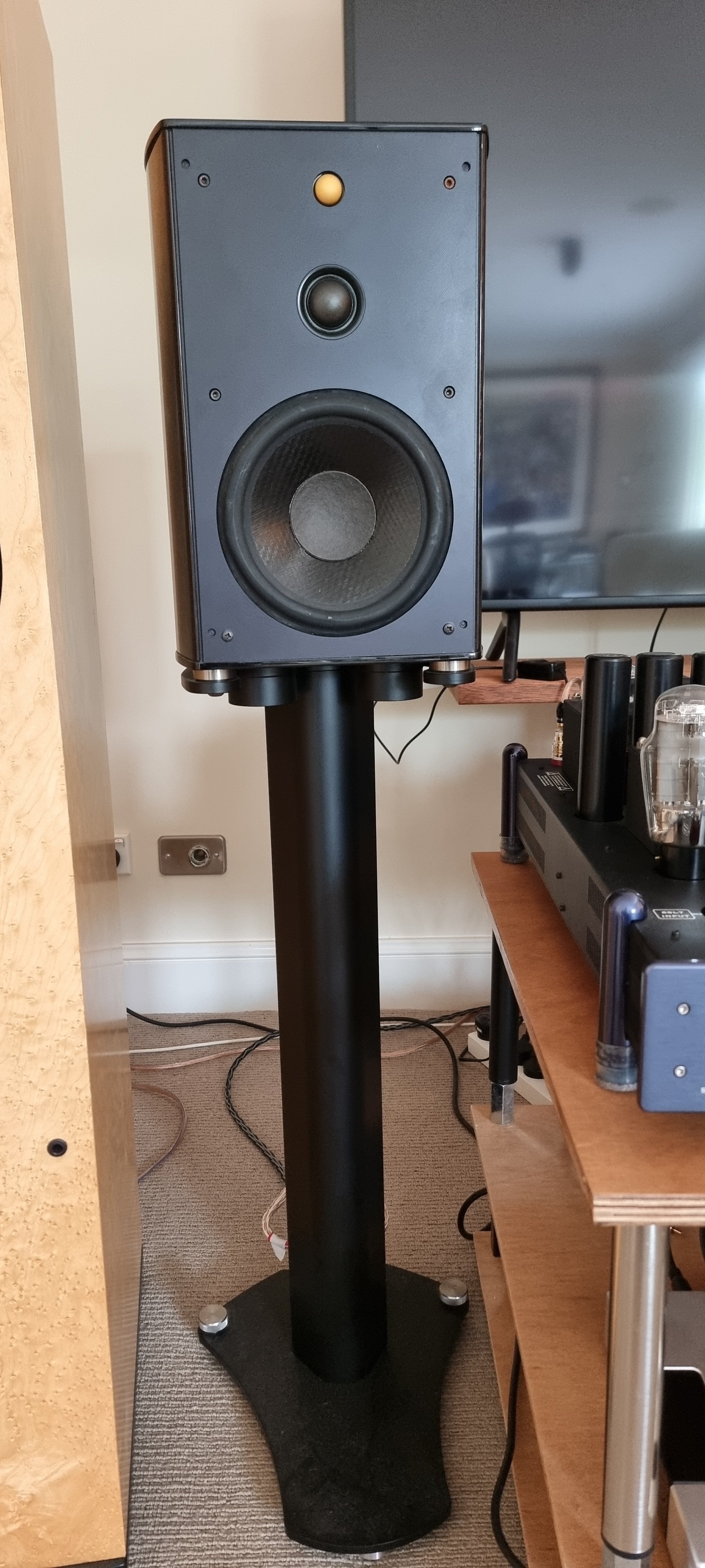 Wilson Benesch Trinity Speakers - on integrated stands - Stereo, Home ...