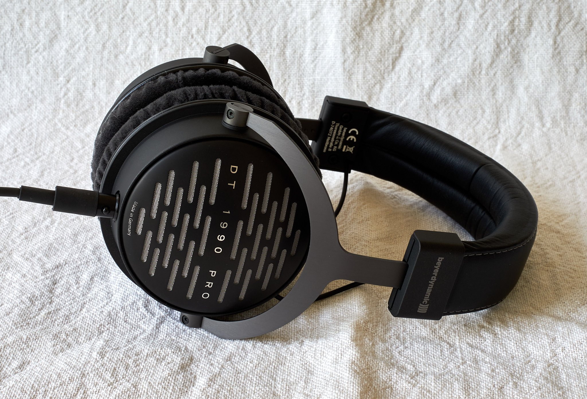 Beyerdynamic DT 1990 PRO Headphones |﻿ Stereo, Home Cinema, Headphones ...