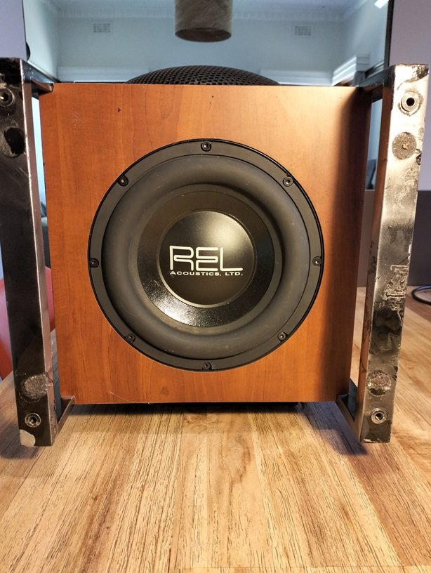 REL T3 Subwoofer - Stereo, Home Cinema, Headphones Components - StereoNET