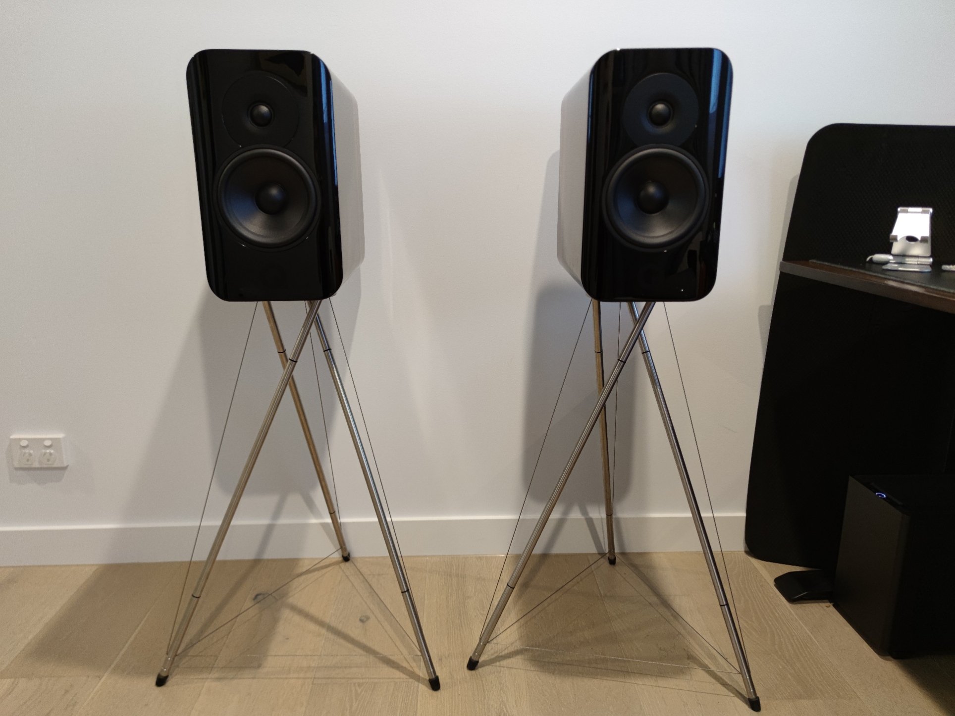 Q Acoustic Concept 300 Speaker /w Stands - Stereo, Home Cinema ...