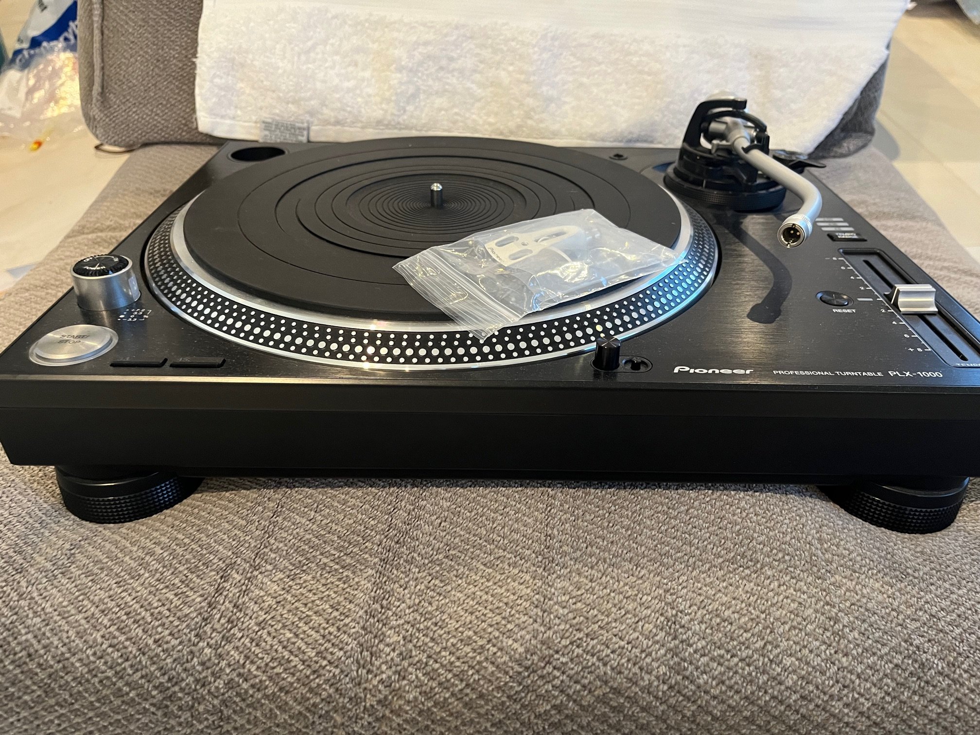Pioneer PLX 1000 turntable - Stereo, Home Cinema, Headphones Components ...