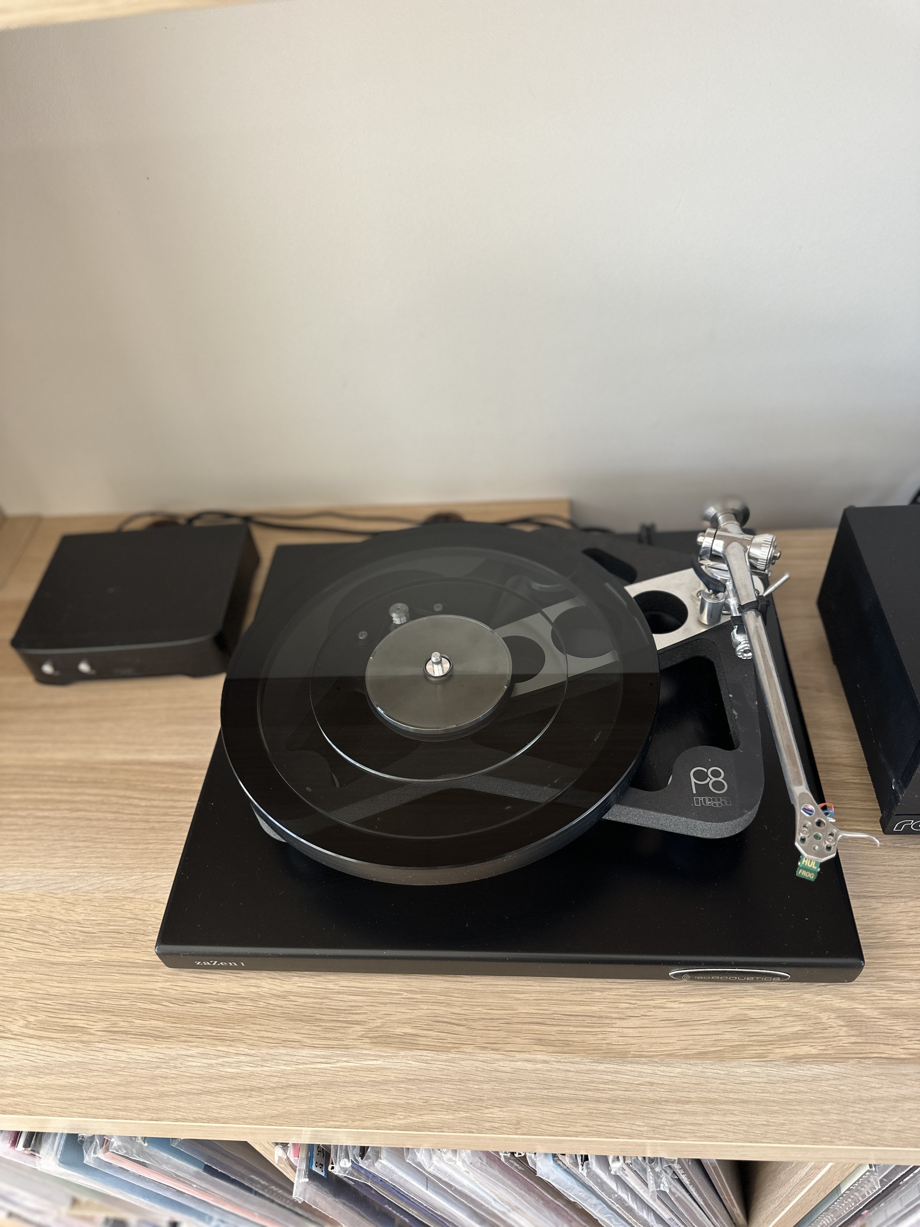 Rega P8 Turntable | RB 3000 | Van Den Hul - The Frog Gold |﻿ Stereo ...