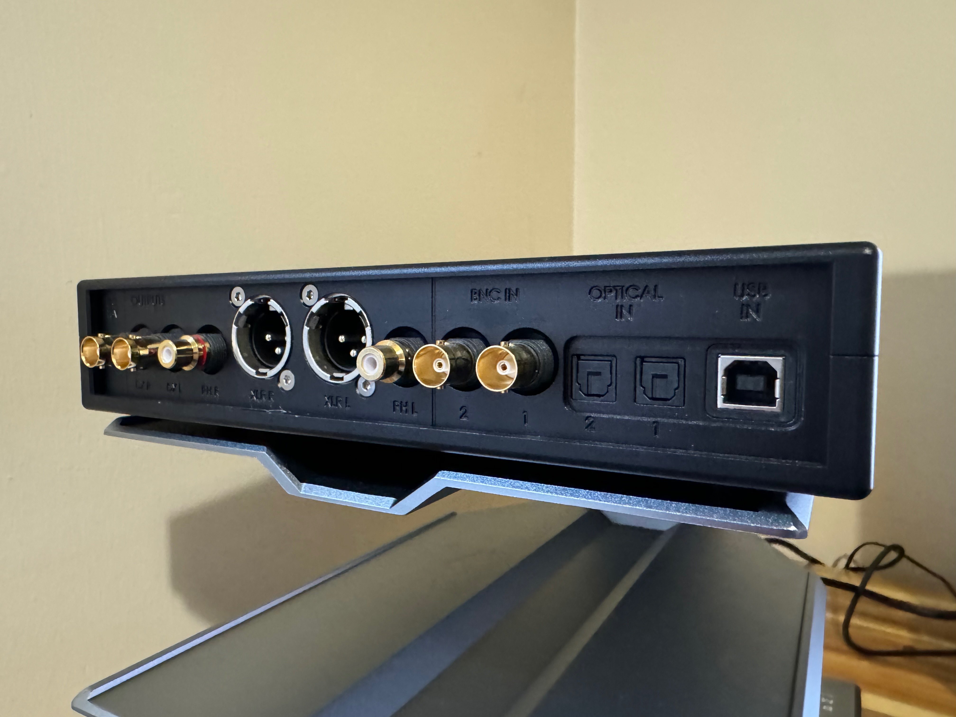 Chord Hugo TT2 DAC/Headphone Amp |﻿ Stereo, Home Cinema, Headphones ...