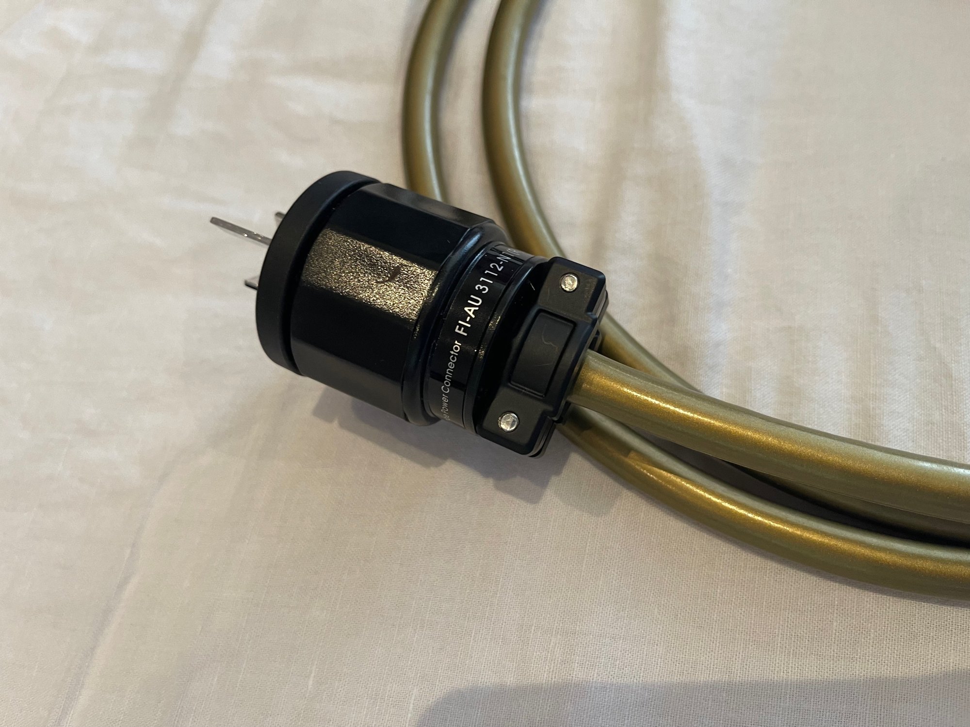 FS: ISOL-8 Minisub 2 power conditioner w/ Clearer Audio PCs |﻿ Hi-Fi ...