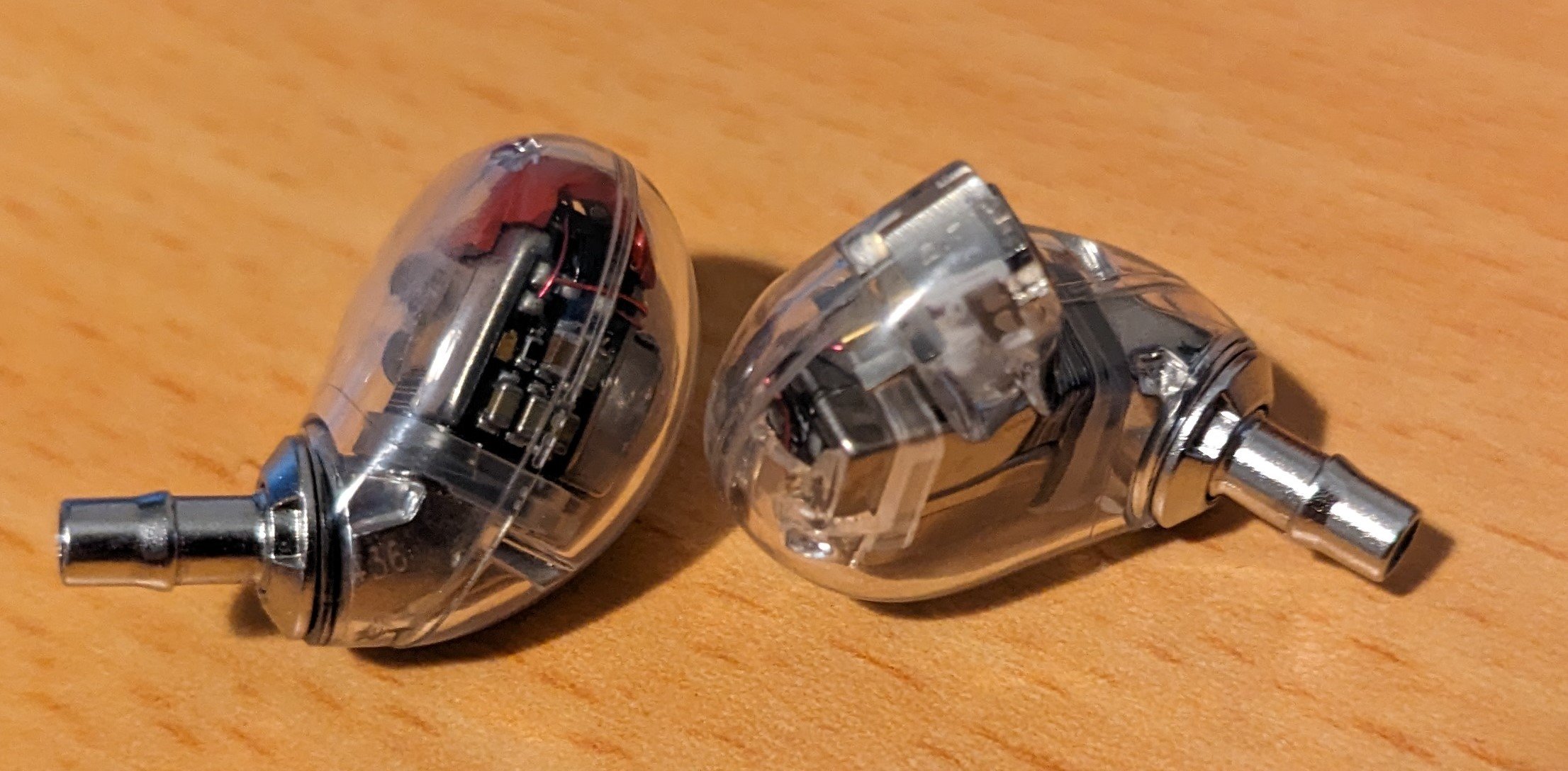 SOLD ELSEWHERE: Shure SE846 IEM, Gen 1, heaps of new tips, shipping ...