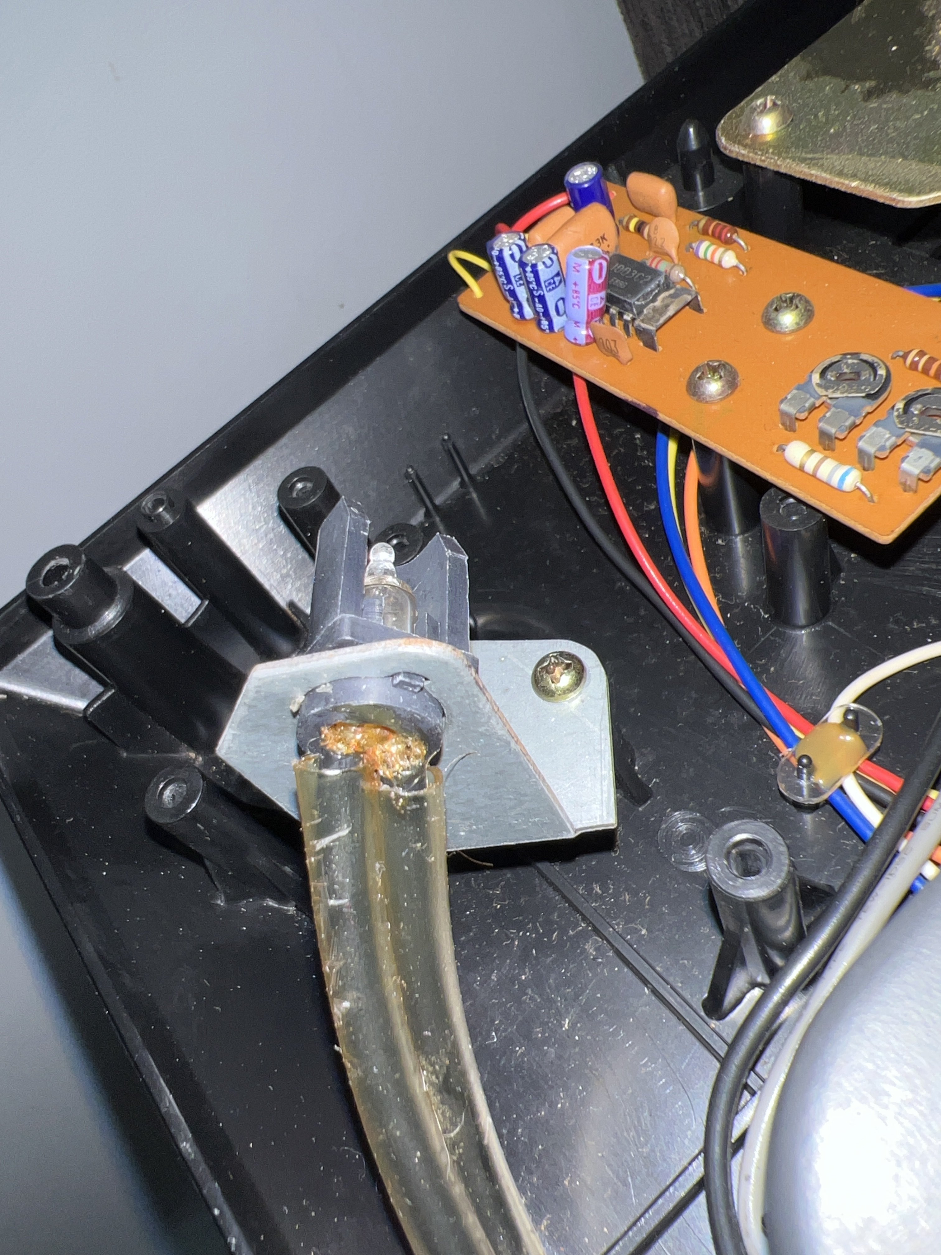 CEC HS310 Turntable -Spindle Stopper Not getting in😔 - Turntables ...