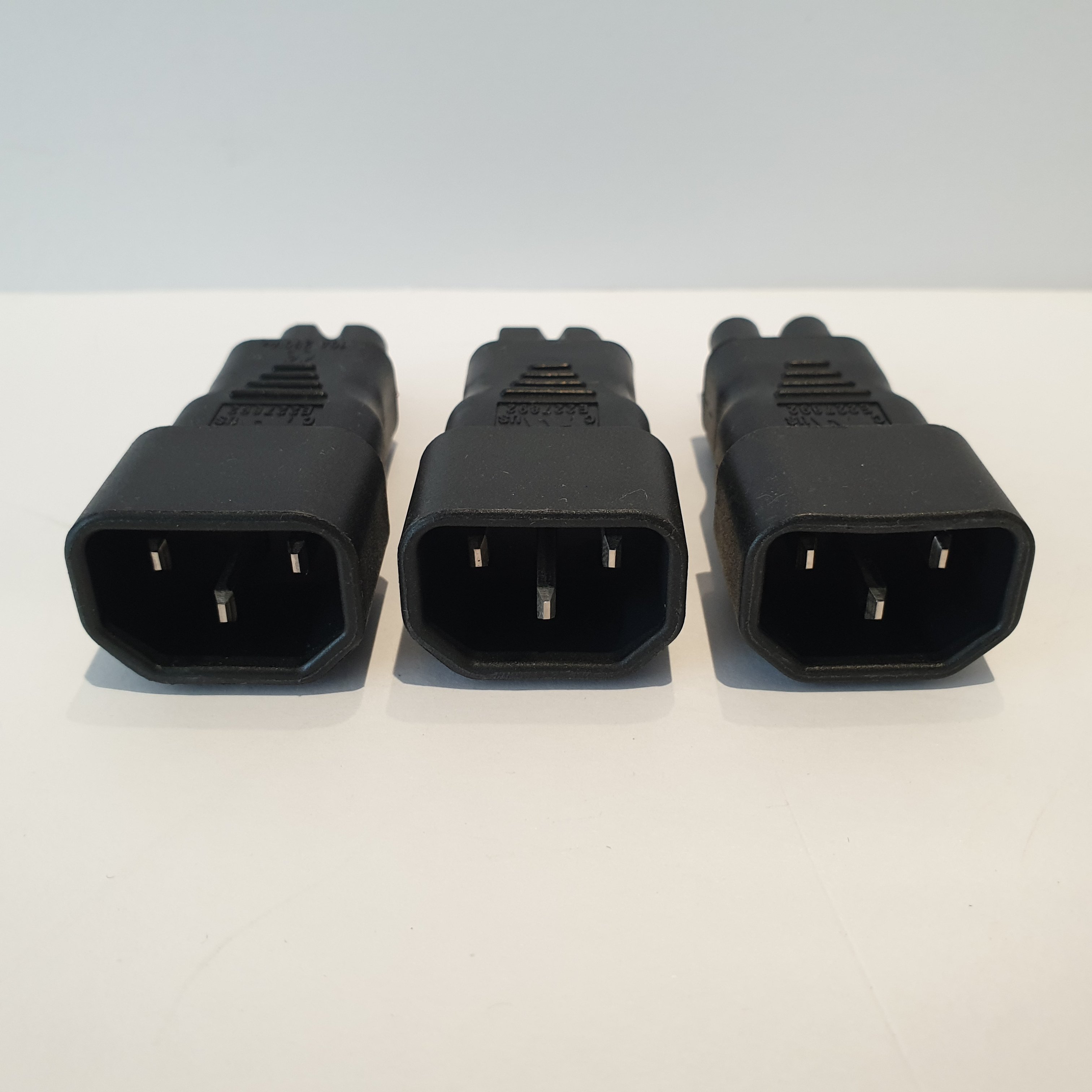 VH Audio Clover Leaf, Figure 8 Adapters |﻿ Hi-Fi and Cinema Cables ...