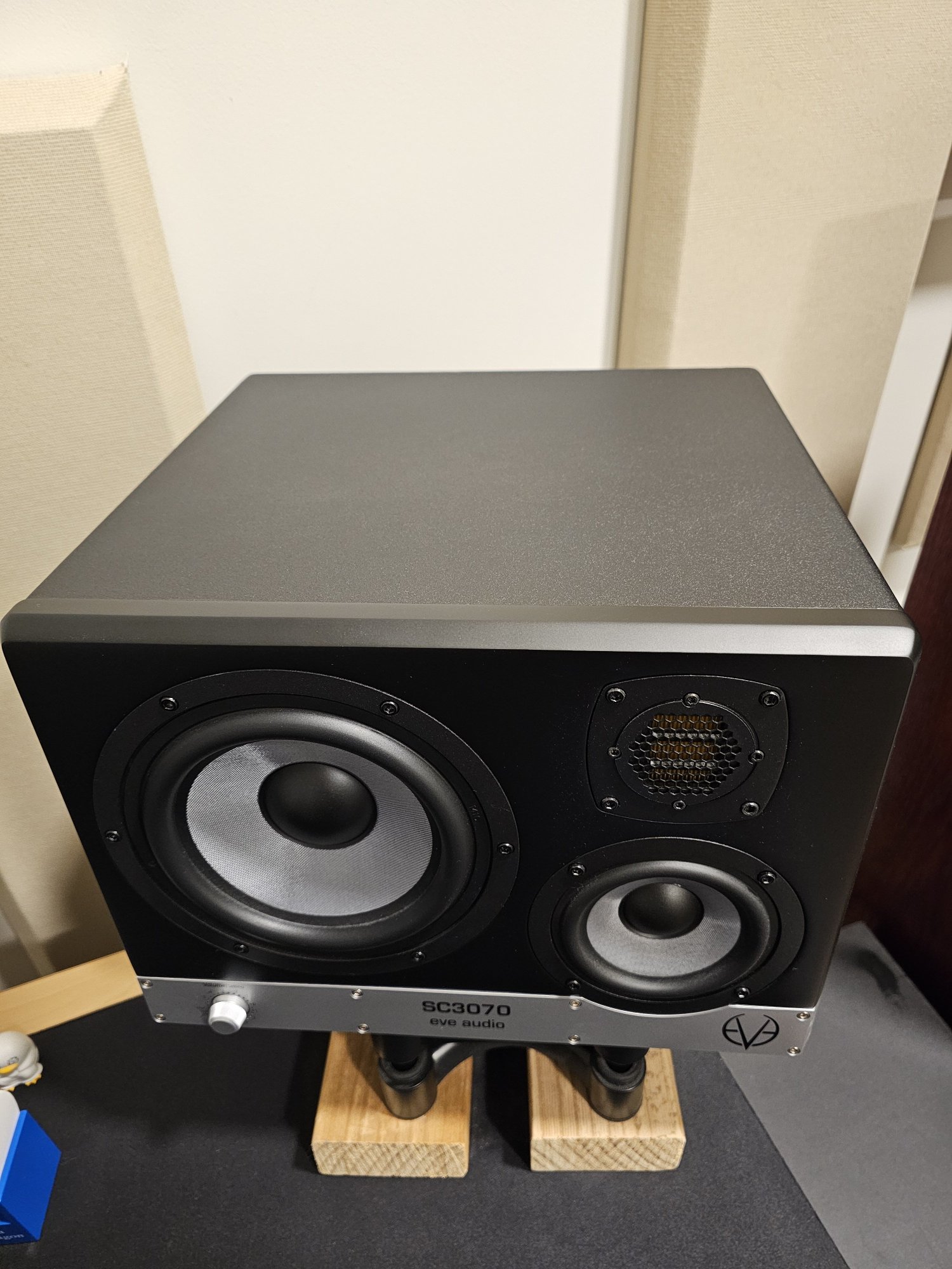 EVE Audio SC3070 Studio Monitors (pair) - Stereo, Home Cinema ...