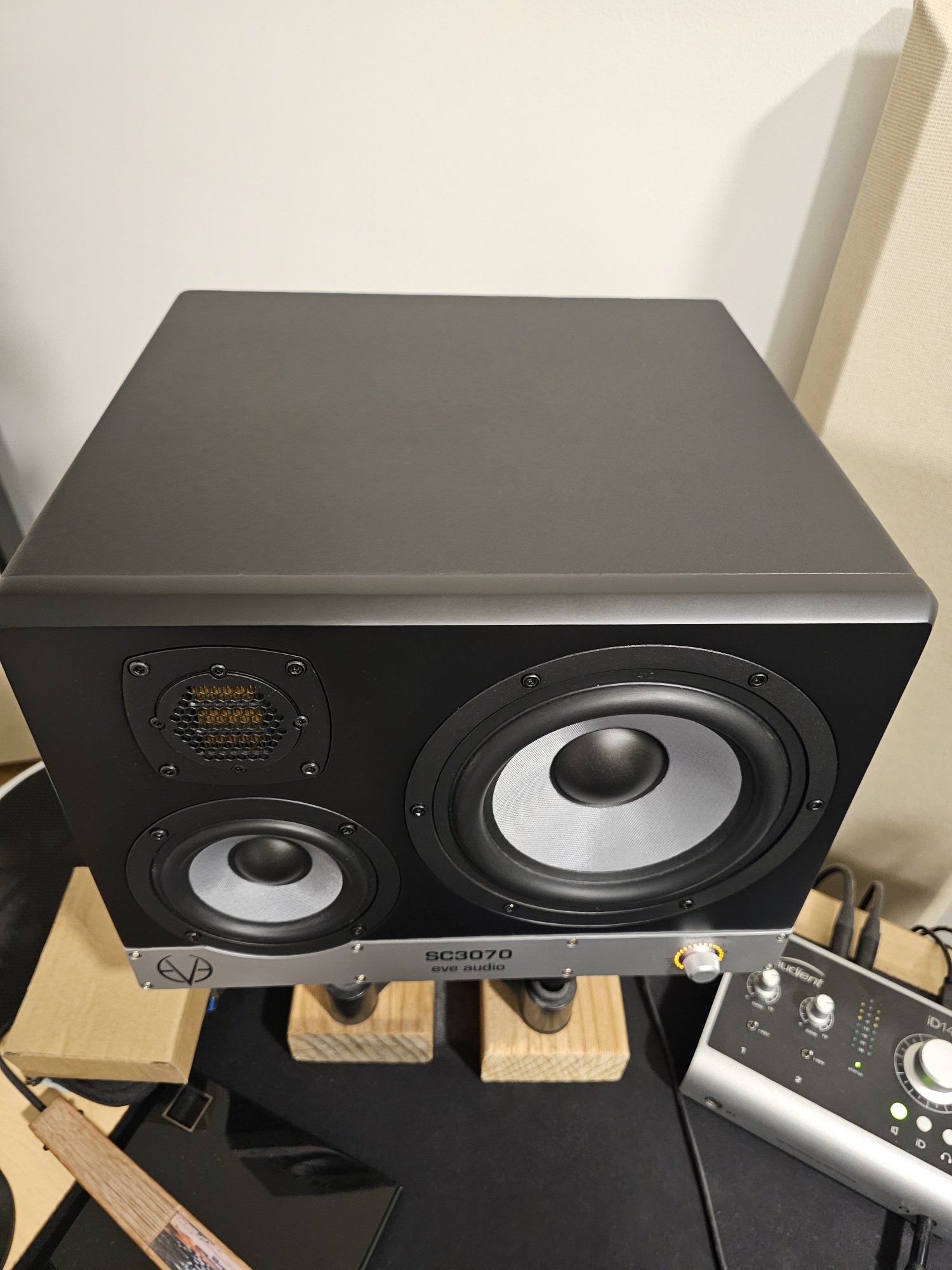 EVE Audio SC3070 Studio Monitors (pair) - Stereo, Home Cinema ...