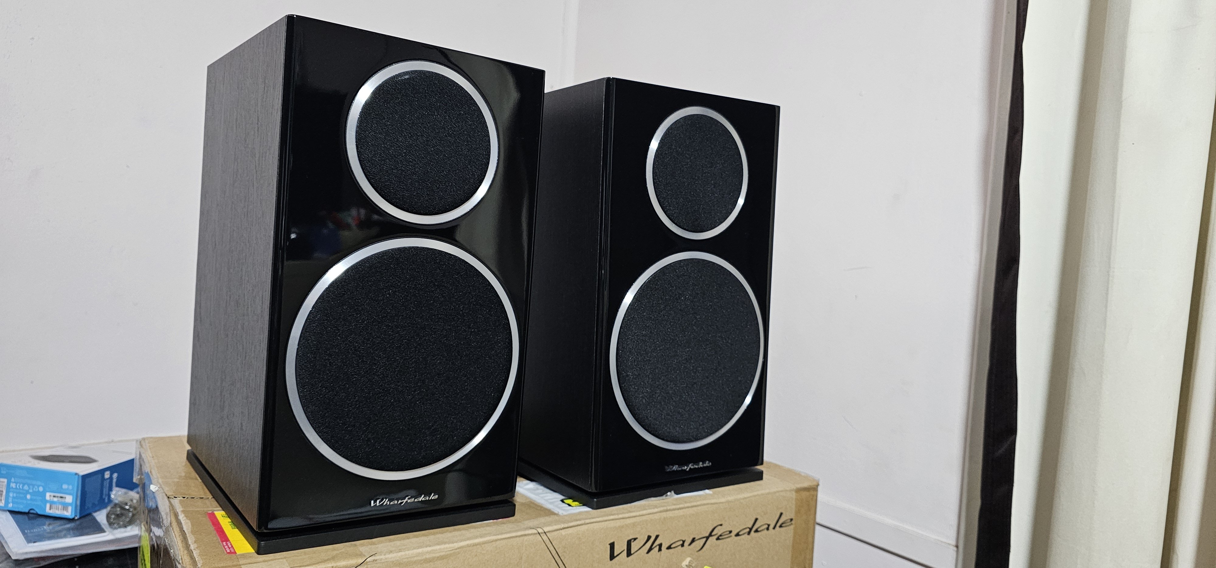Wharfedale Diamond 225 Bookshelf speakers. - Stereo, Home Cinema ...