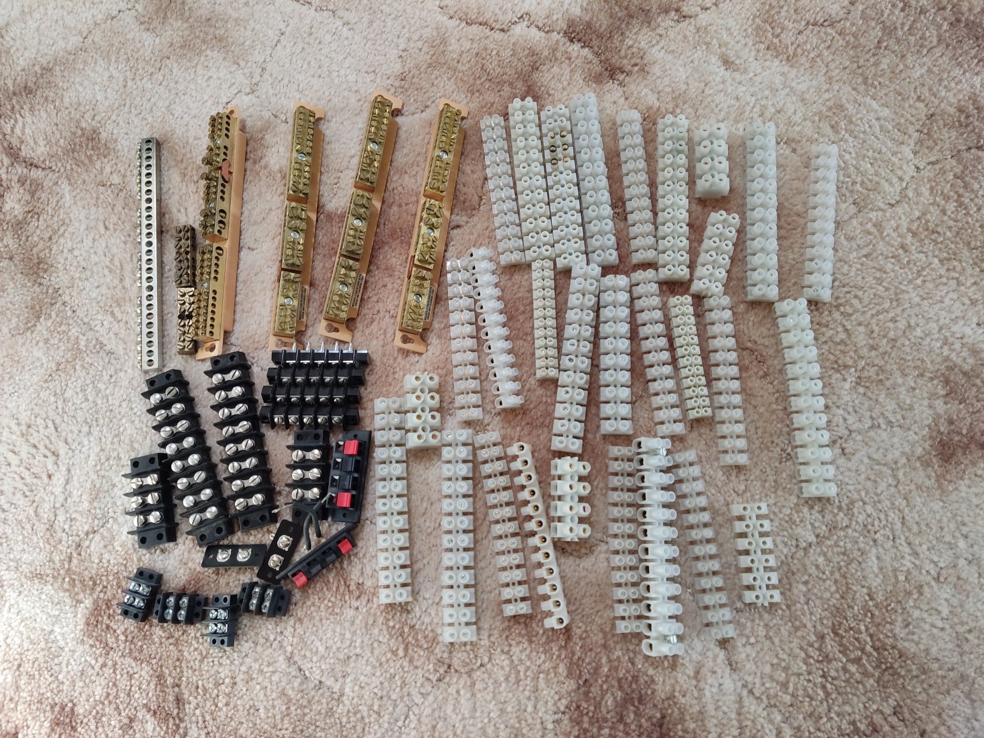 Taken Free Assorted Barrier Strips And Bus Bars Pay It Forward Giveaways Stereonet