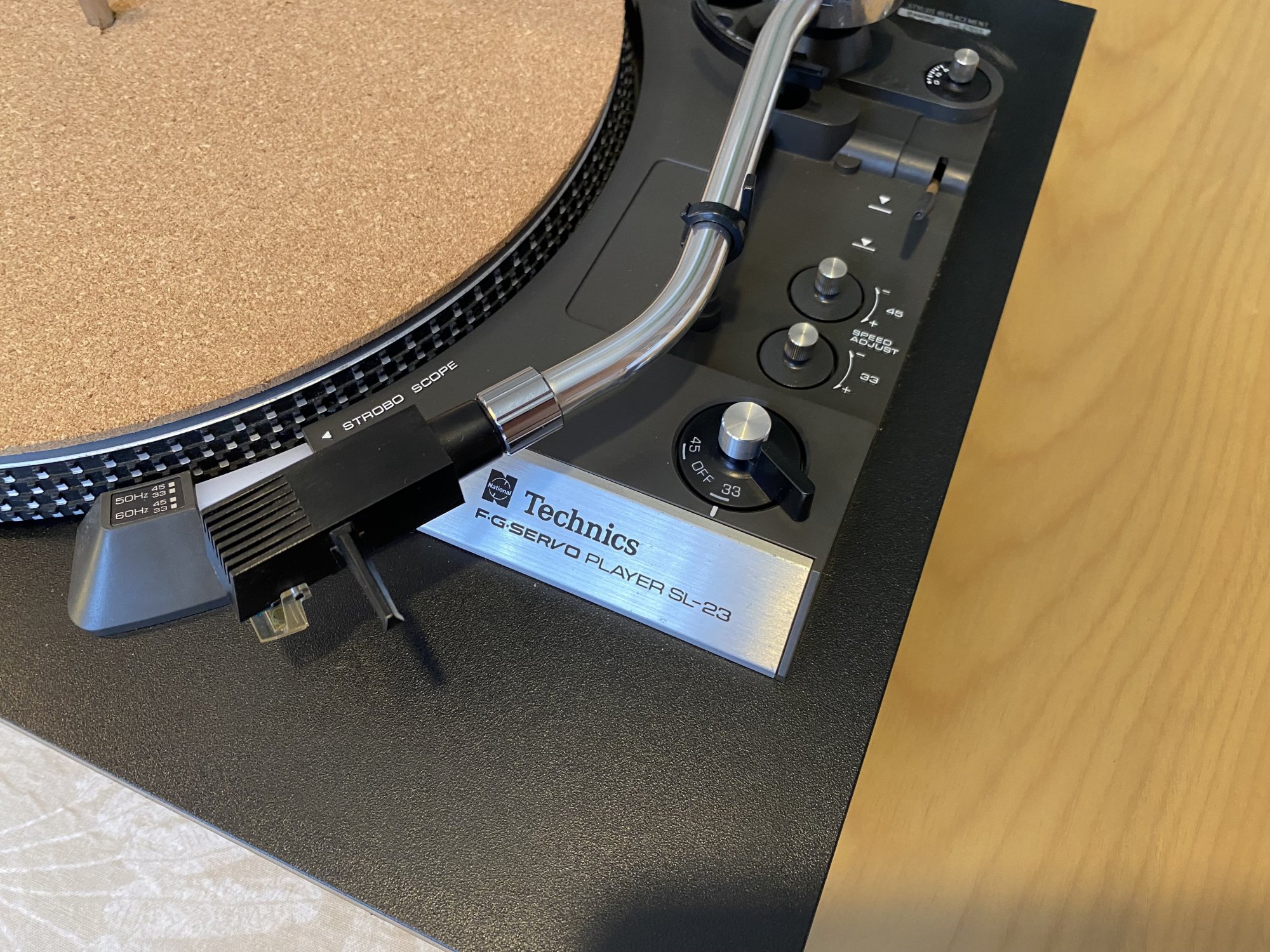 Technics SL-23 Black FG Servo Semi Auto Turntable |﻿ Stereo, Home ...