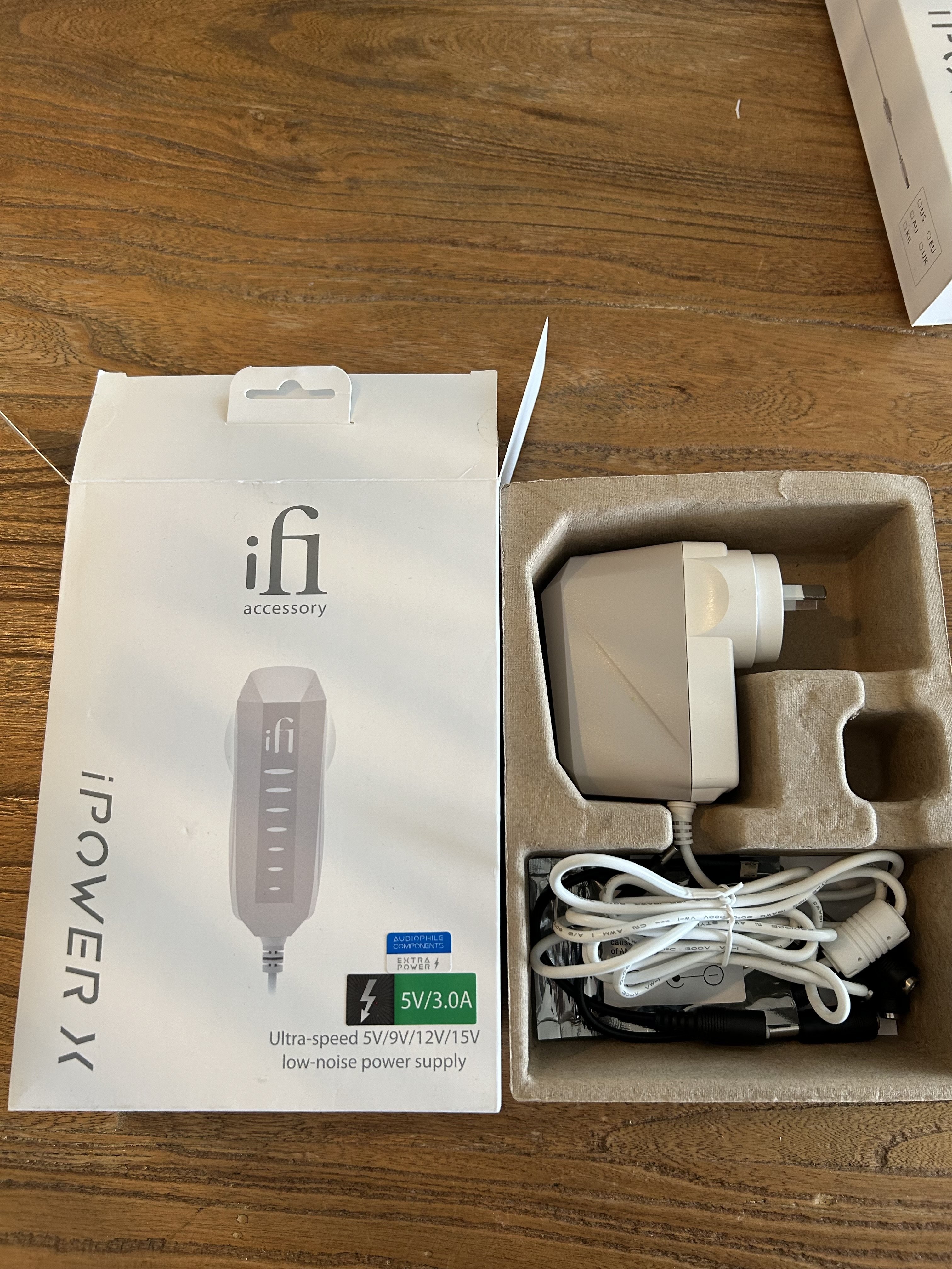 iFi audio iPower X Low Noise Power Supply 5V (x2) - Hi-Fi and Cinema Cables & Accessories ...