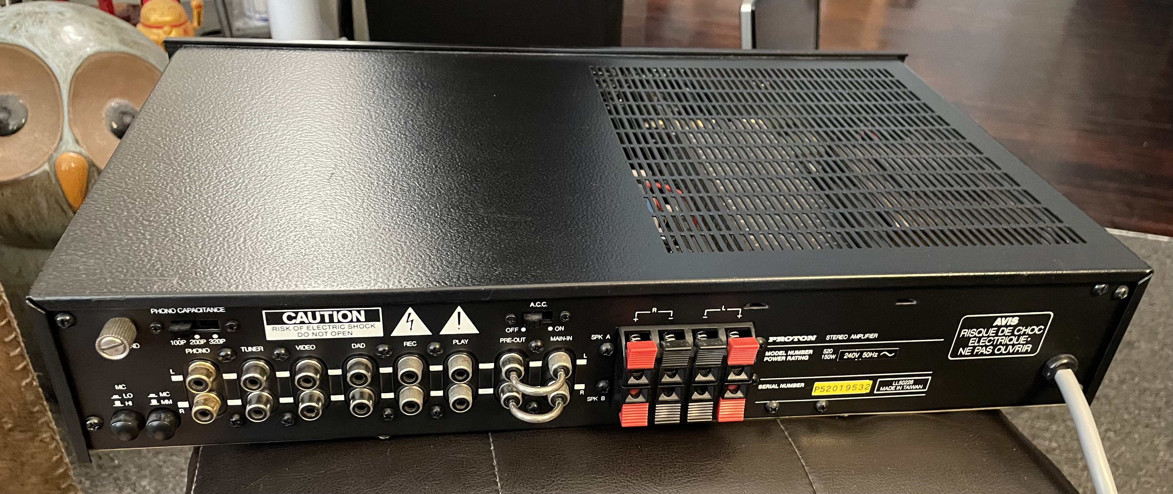 SOLD ELSEWHERE: Proton 520 stereo amplifier with MM/MC phono input ...