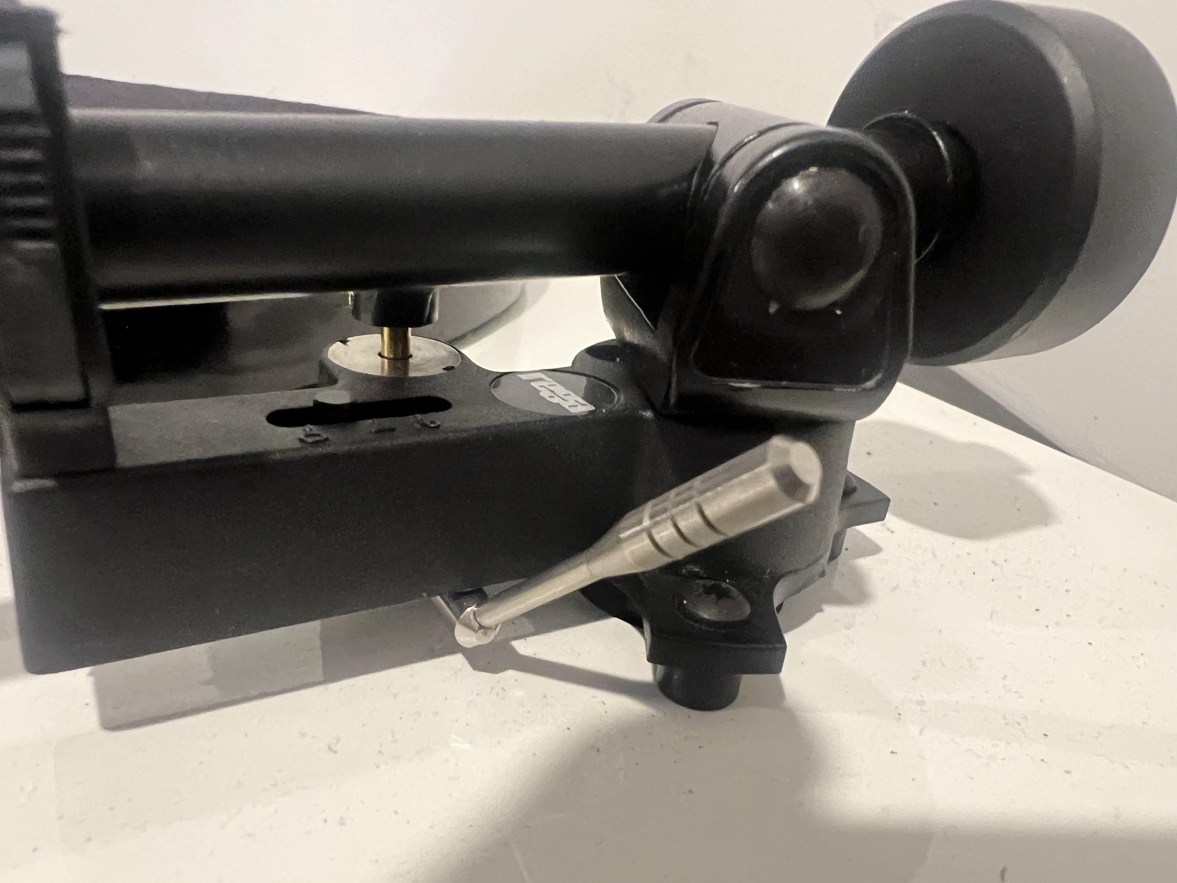 Rega P1 Plus Turntable (cardas rewired tonearm) |﻿ Stereo, Home Cinema ...