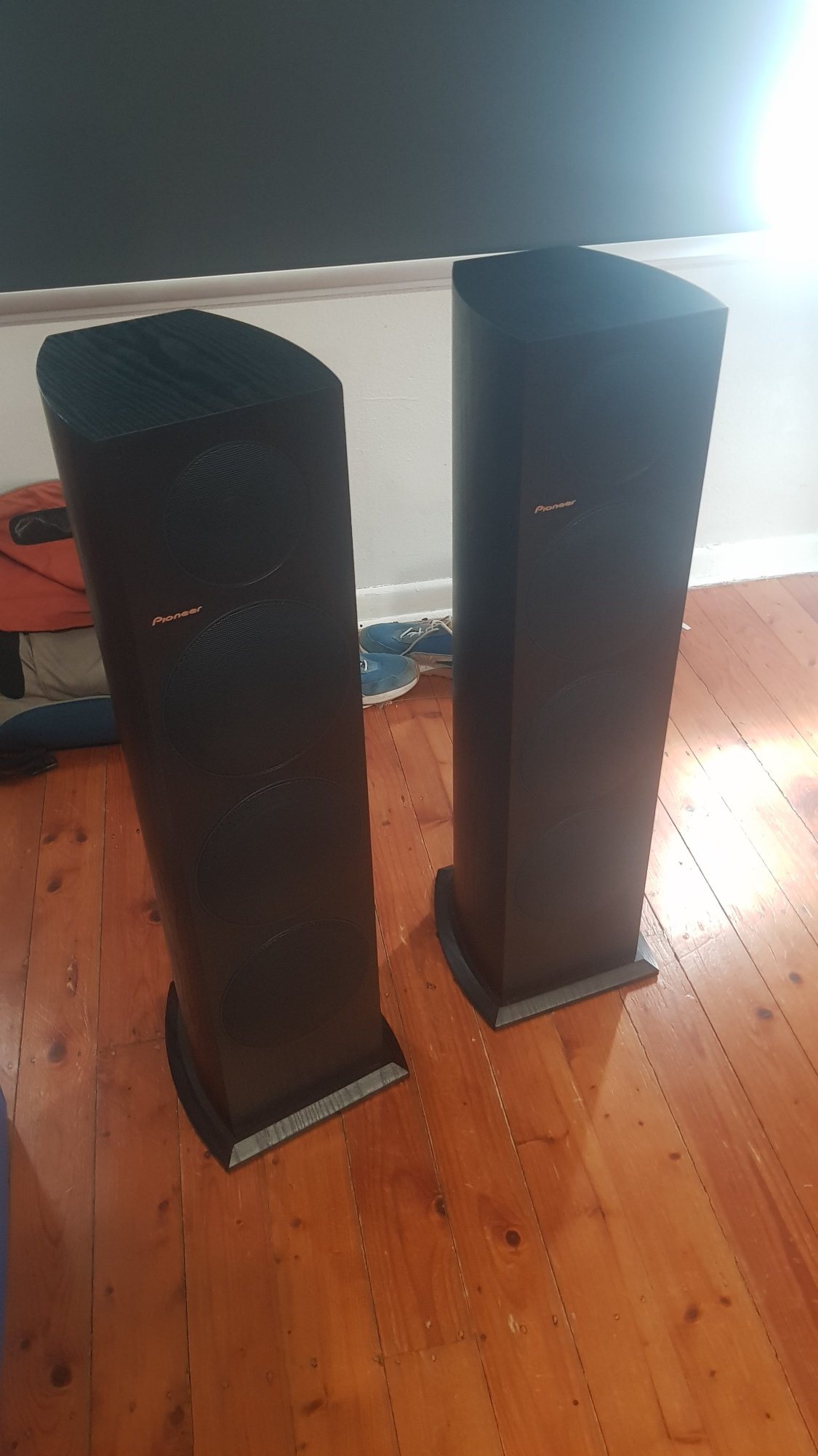 Pioneer fs51 floorstanding speakers designed by Andrew Jones - Stereo ...