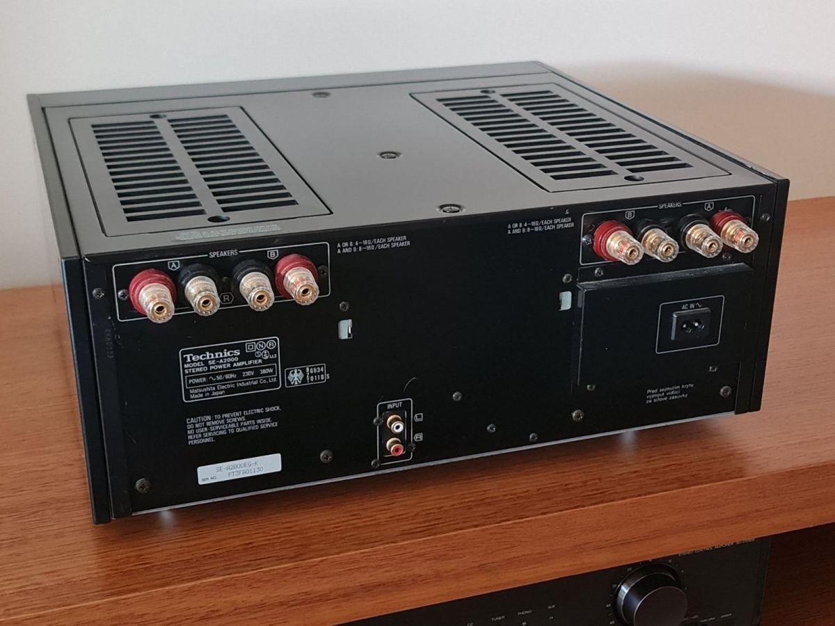 Technics SE-A2000/SU-C200 Pre/Power Amplifier - Stereo, Home Cinema ...