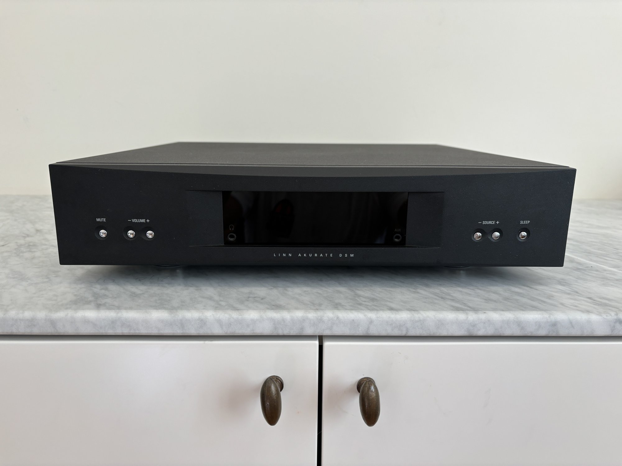 Linn Akurate DSM Streamer/DAC/Pre-Amp RRP $17,995 - Stereo, Home Cinema ...