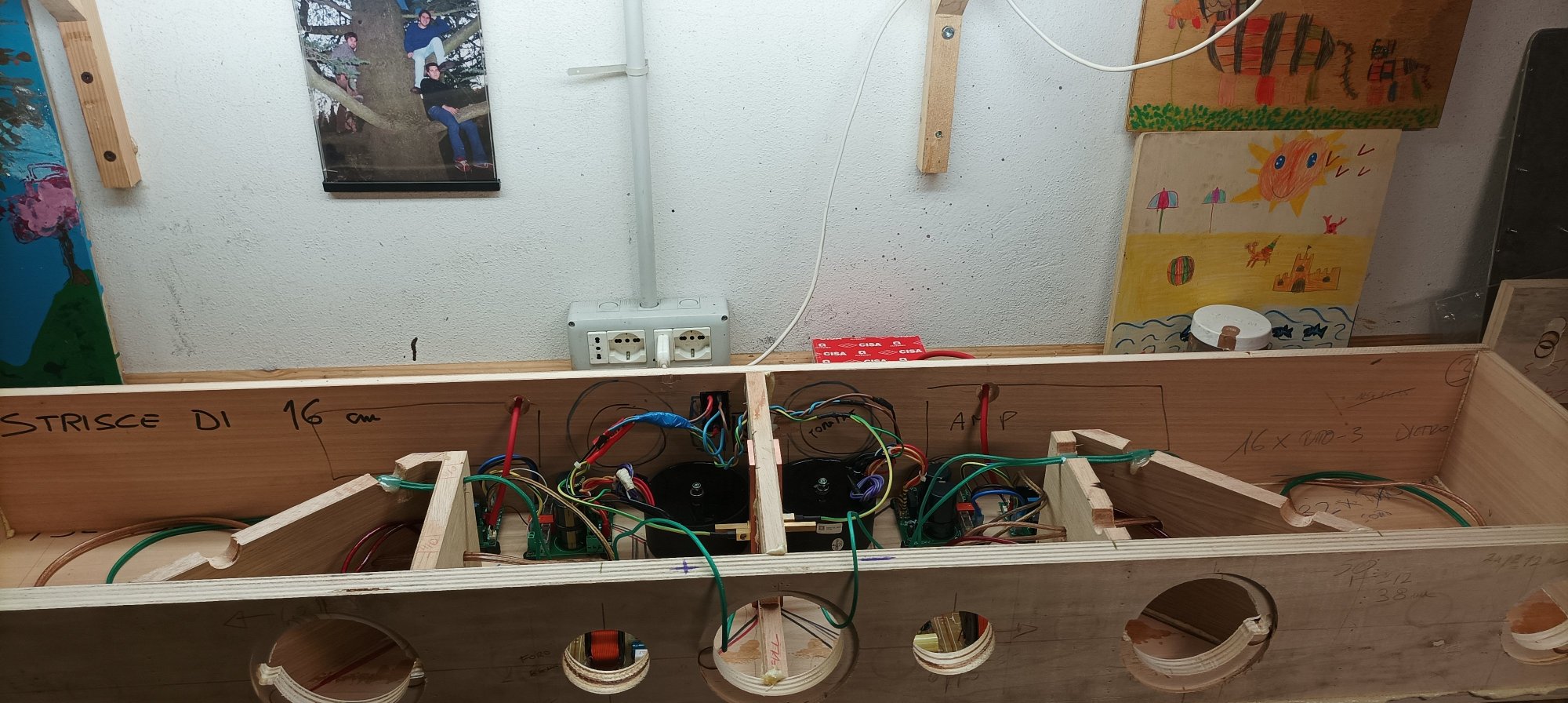 DIY Active boom-box |﻿ DIY Audio Projects