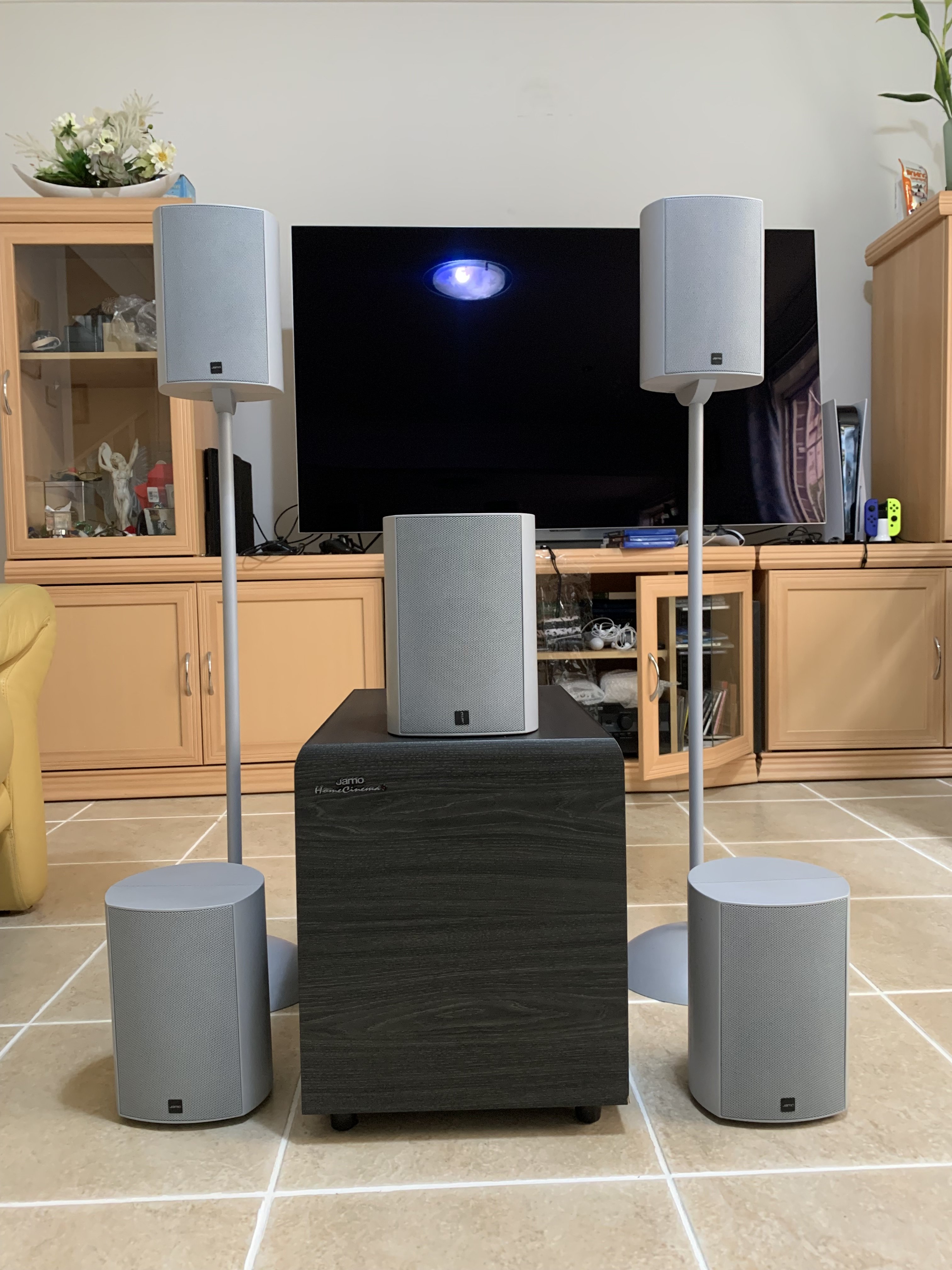 Jamo A330 speaker system 5.1 setup - Stereo, Home Cinema, Headphones ...
