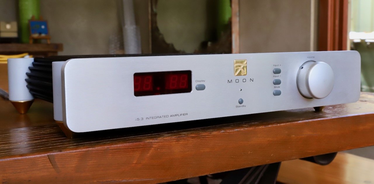 Moon i5.3 Integrated Amplifier - Stereo, Home Cinema, Headphones ...
