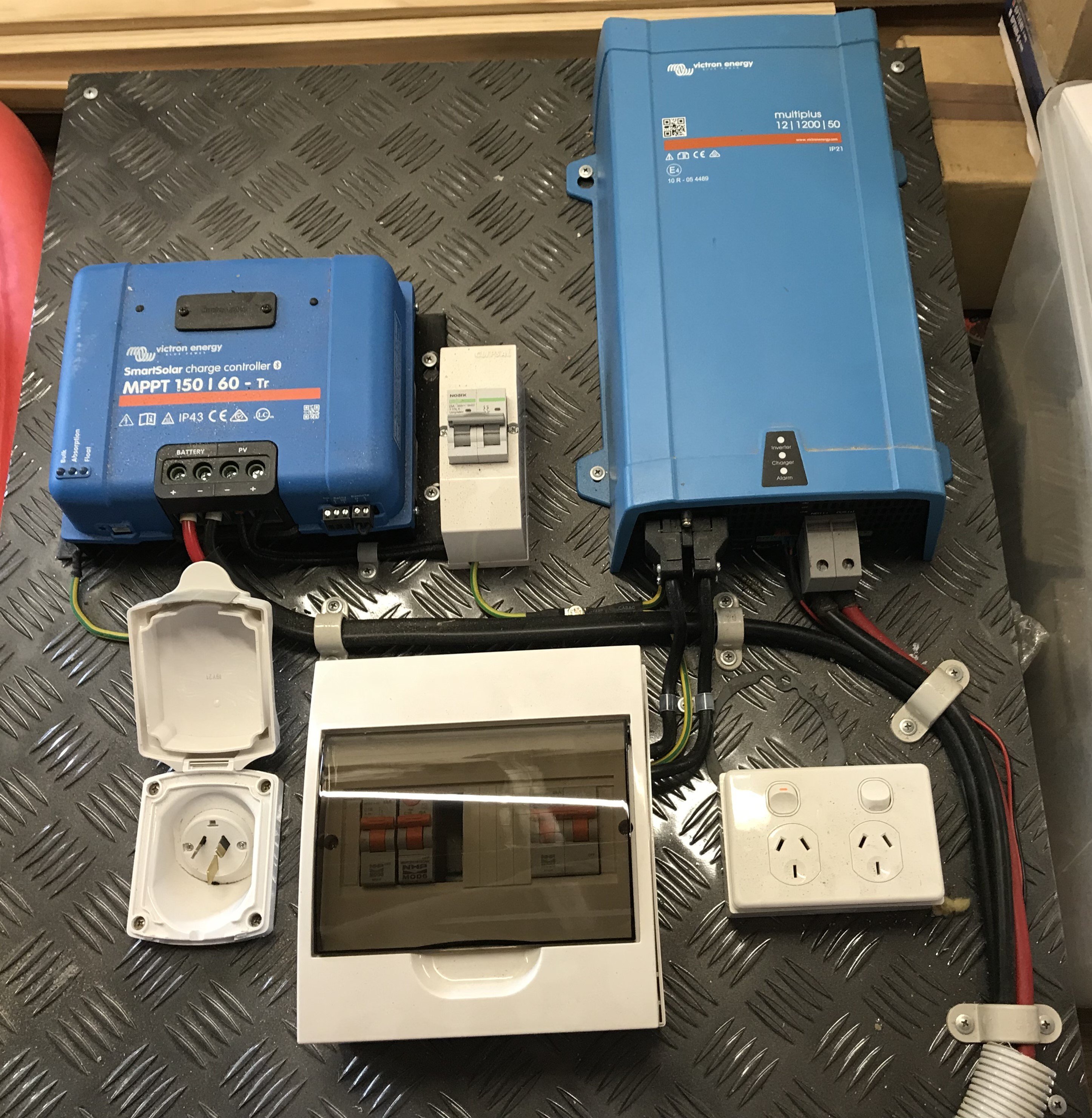 12vdc Power Amplifier Recommendation - Stereo Amplifiers & Pre-Amps ...