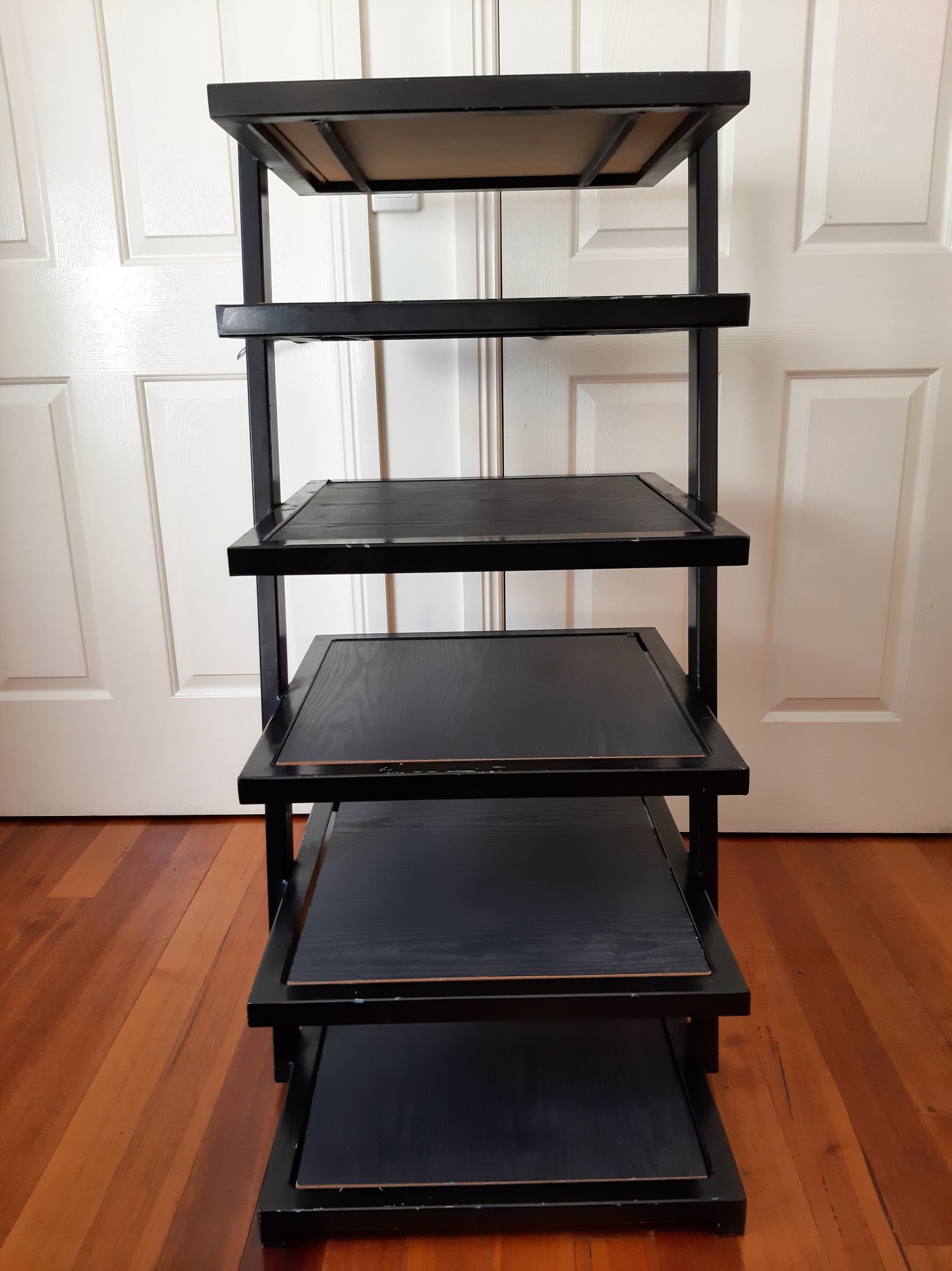 Six Tier Hi-Fi Rack - Hi-Fi and Cinema Cables & Accessories - StereoNET