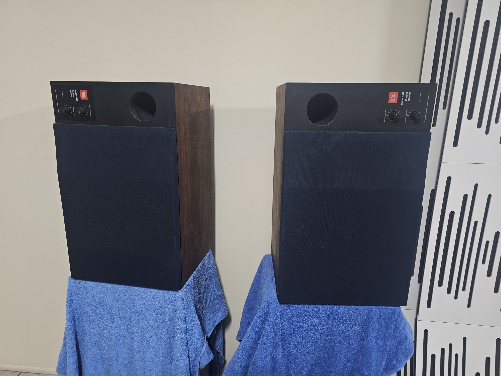 JBL 4411 Studio Monitors - Amazing Condition Cabinets - Stereo, Home ...