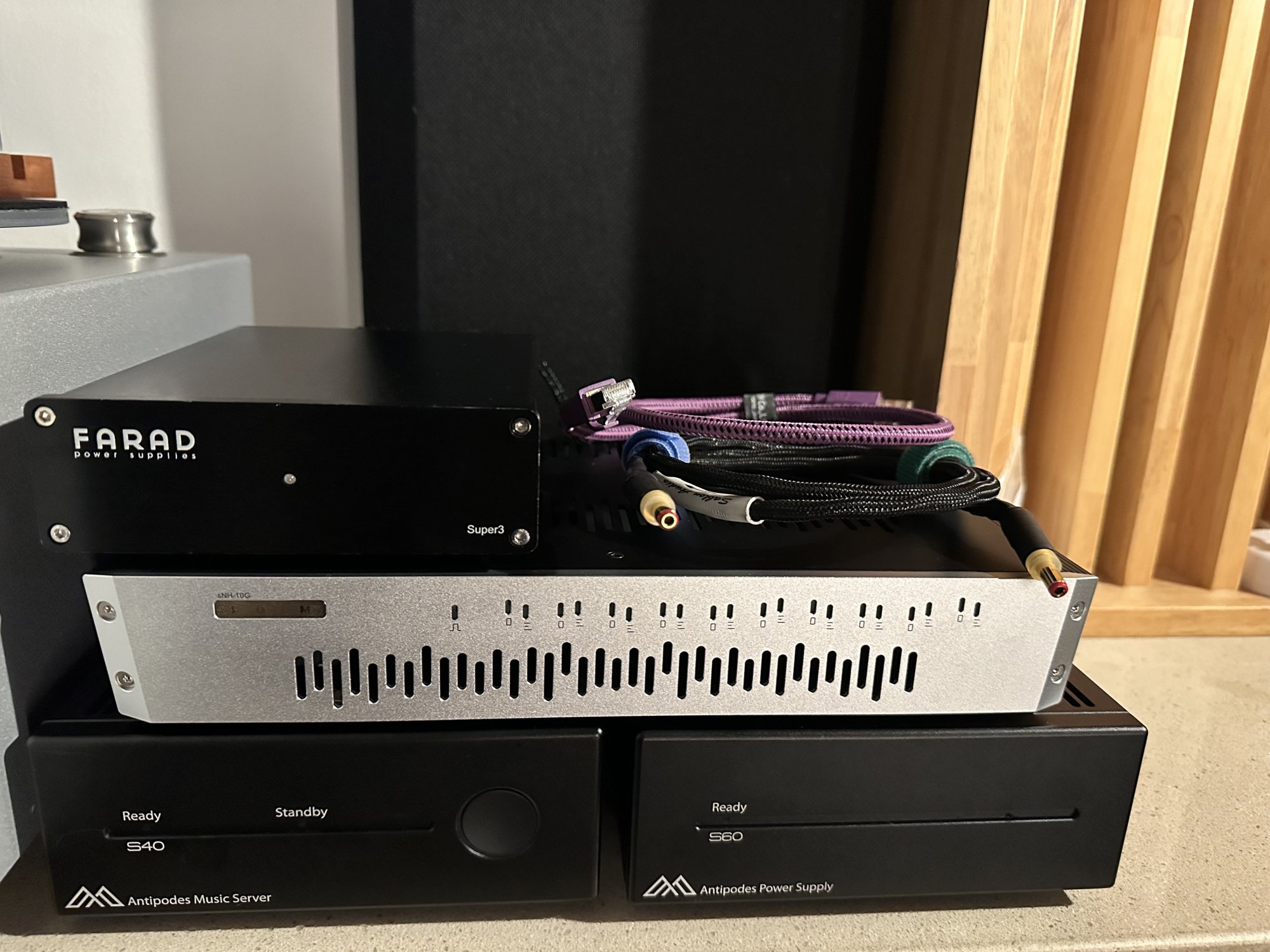 Antipodes S40/S60 and SOTM audiophile switch/Farad LPS - Stereo, Home Cinema, Headphones ...