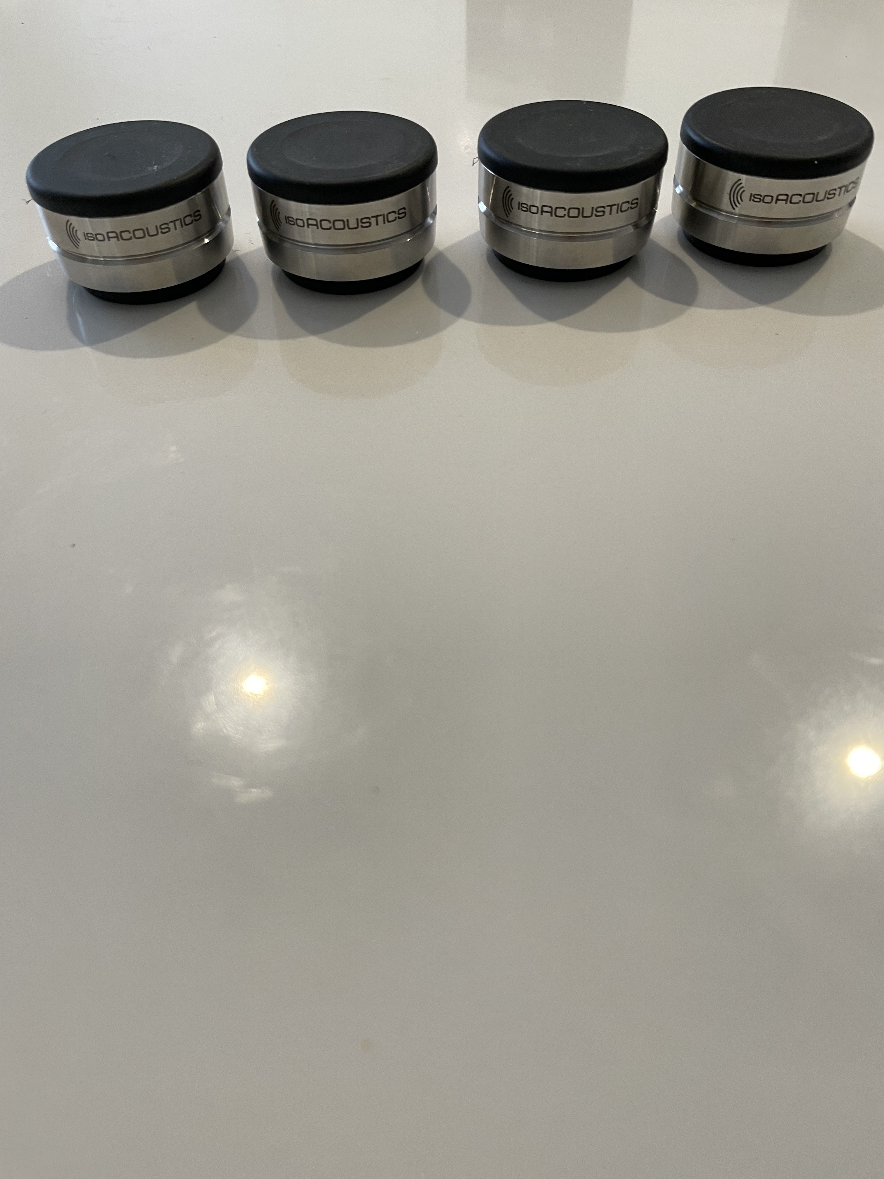 IsoACOUSTICS Orea Graphite Isolate feet - Hi-Fi and Cinema Cables ...