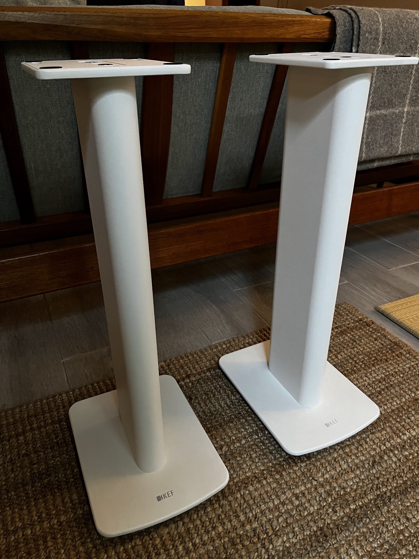KEF S2 Floor Stands for LS50 Meta, LS50W, Q350, etc. - Hi-Fi and Cinema ...