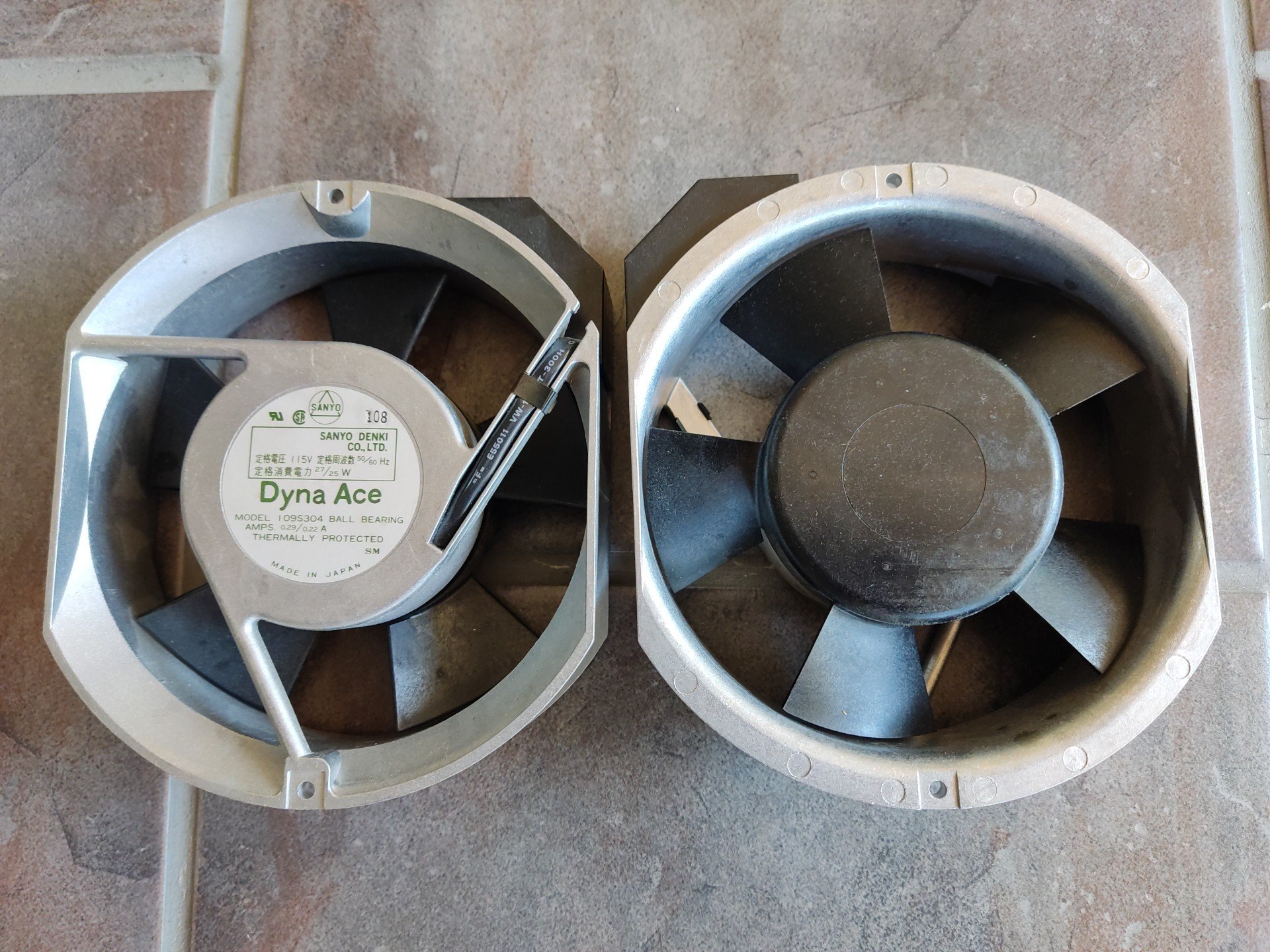 FREE: Sanyo Dyna Ace 115v AC Fans x 2 - Pay it Forward | Giveaways ...