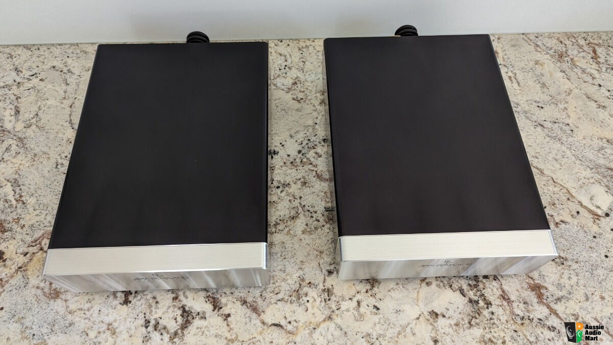 Jeff Rowland Monoblock Amps - Aussie Audio Mart