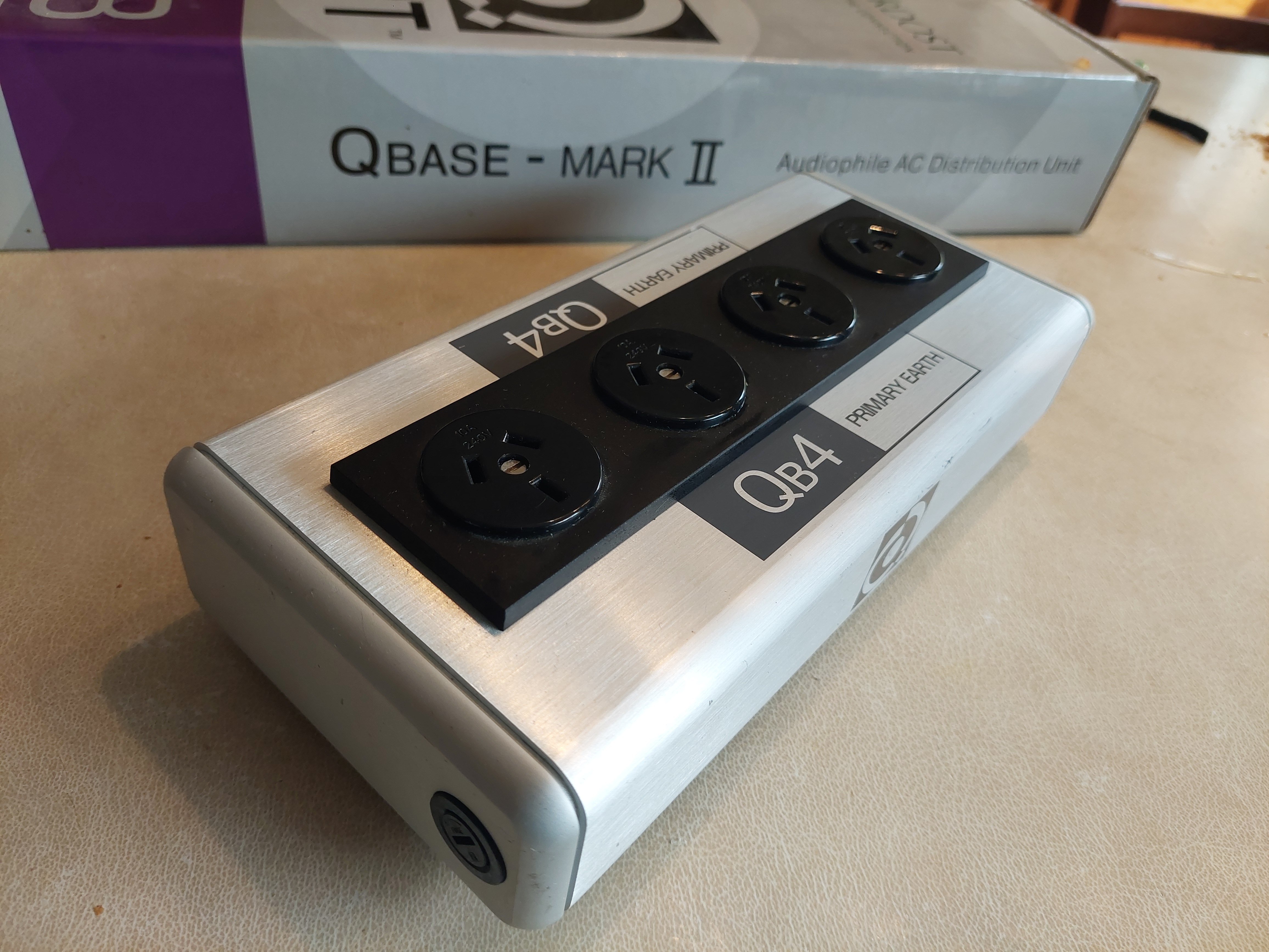 Nordost QB4 QBASE MK11 AC power board - Hi-Fi and Cinema Cables ...