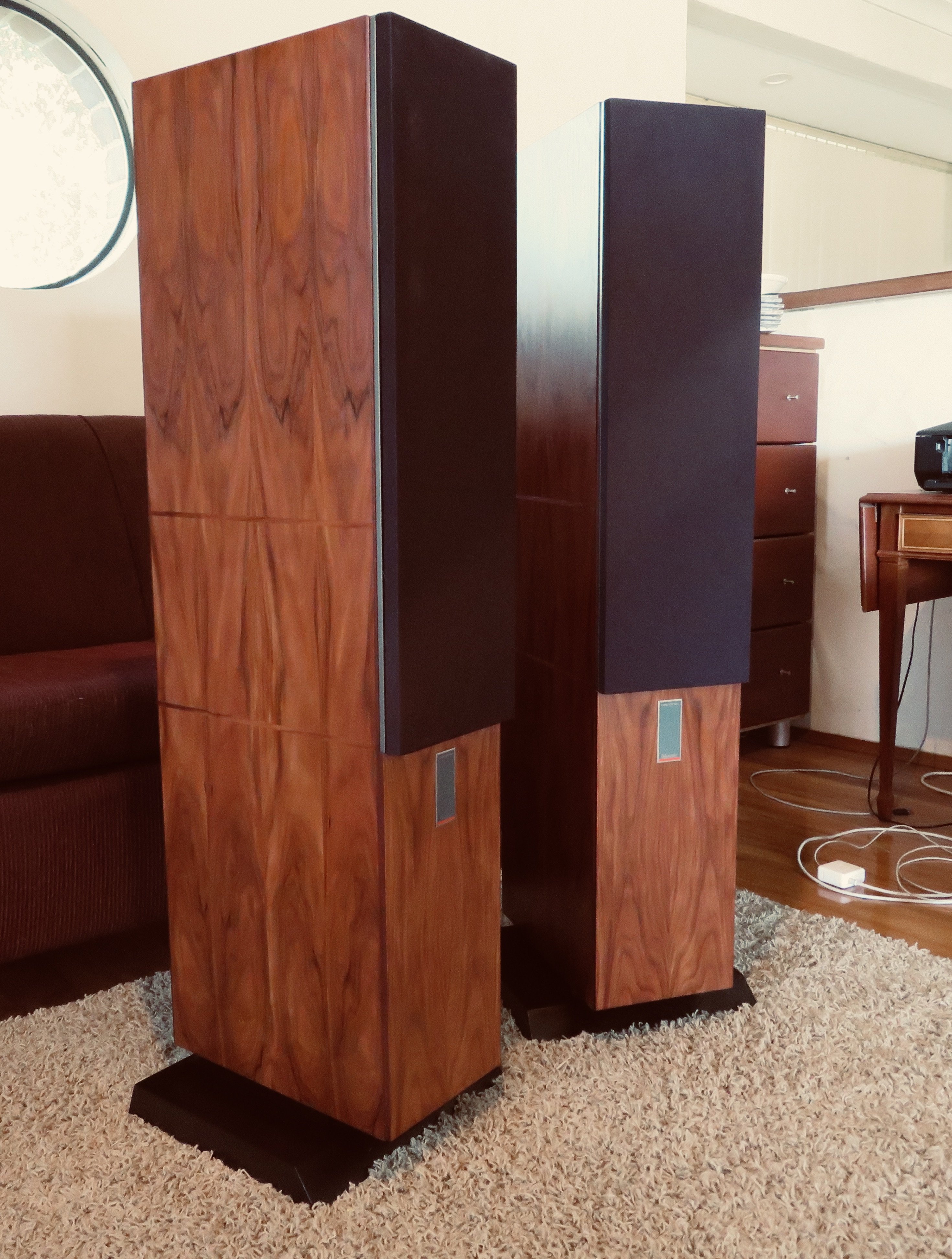 Dynaudio Confidence C5 Speakers. DEPOSIT TAKEN.PENDING. |﻿ Stereo, Home ...