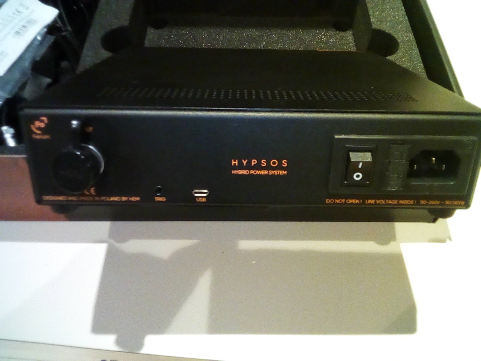 FERRUM - HYPSOS HYBRID POWER SUPPLY - Hi-Fi and Cinema Cables ...