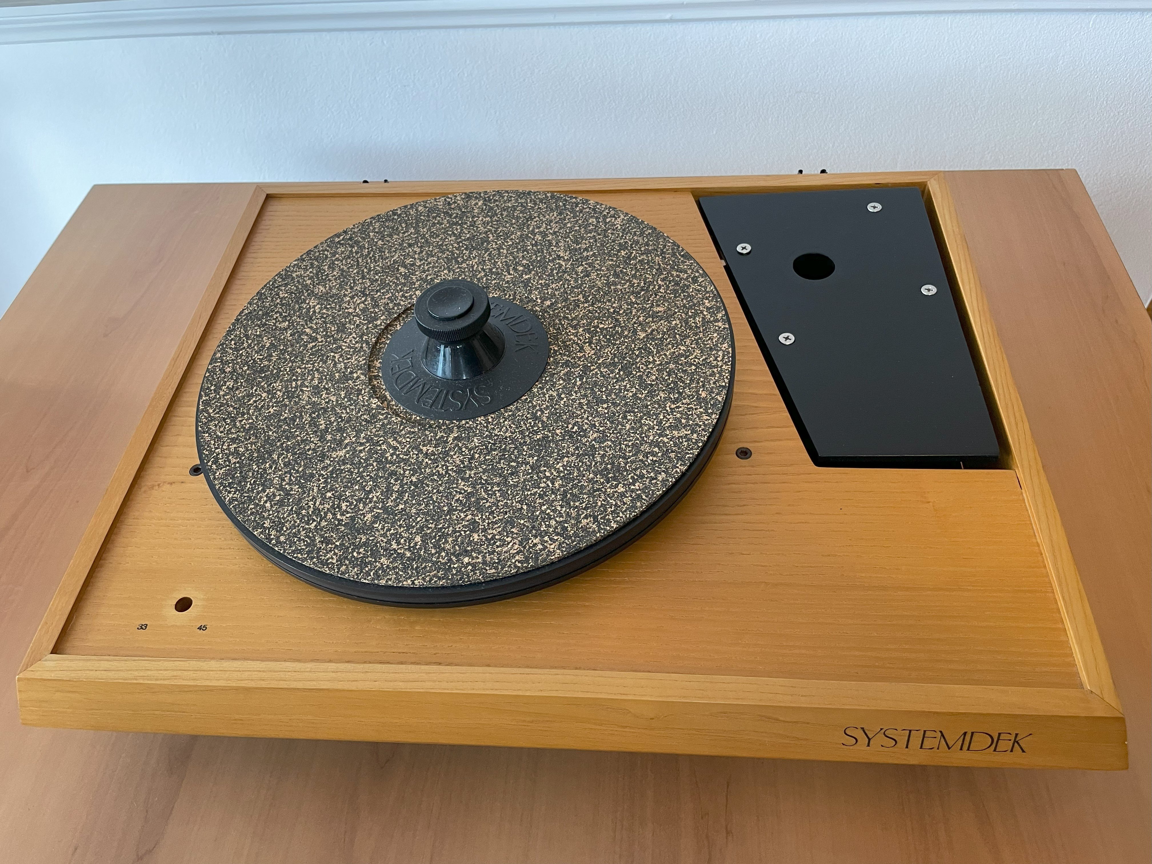 Systemdek IV Turntable - Turntables & Record Players - StereoNET