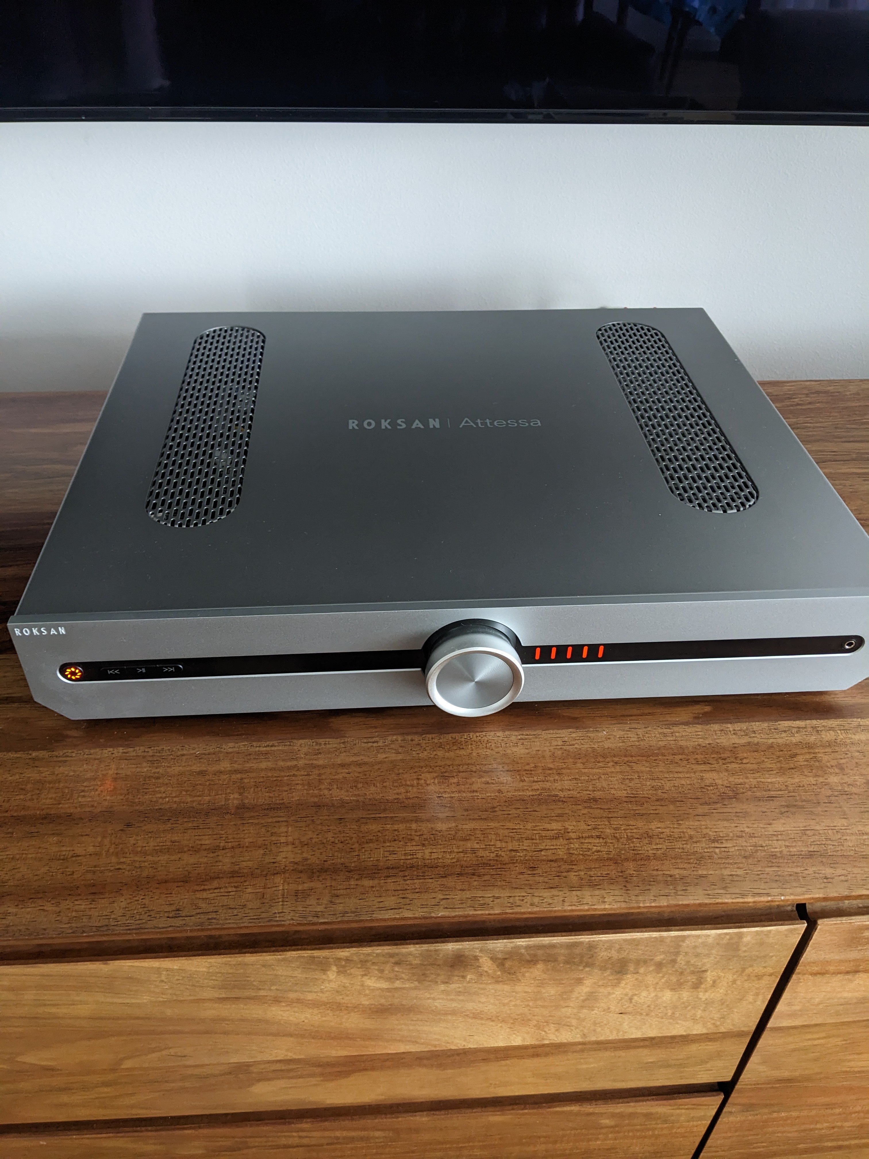 Roksan attessa streaming amplifier - Stereo, Home Cinema, Headphones ...