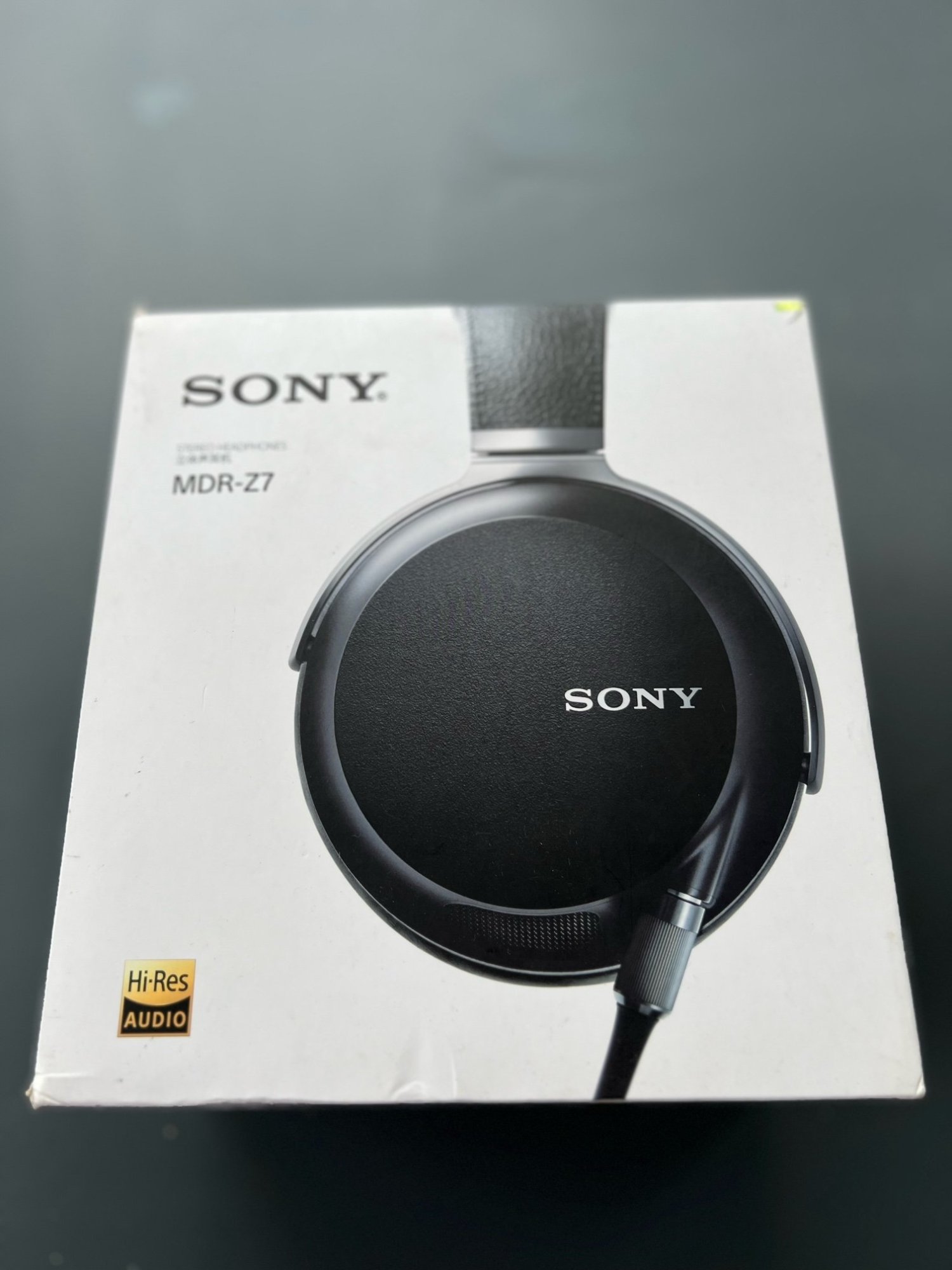 Sony MDR-Z7 headphones - Stereo, Home Cinema, Headphones Components - StereoNET