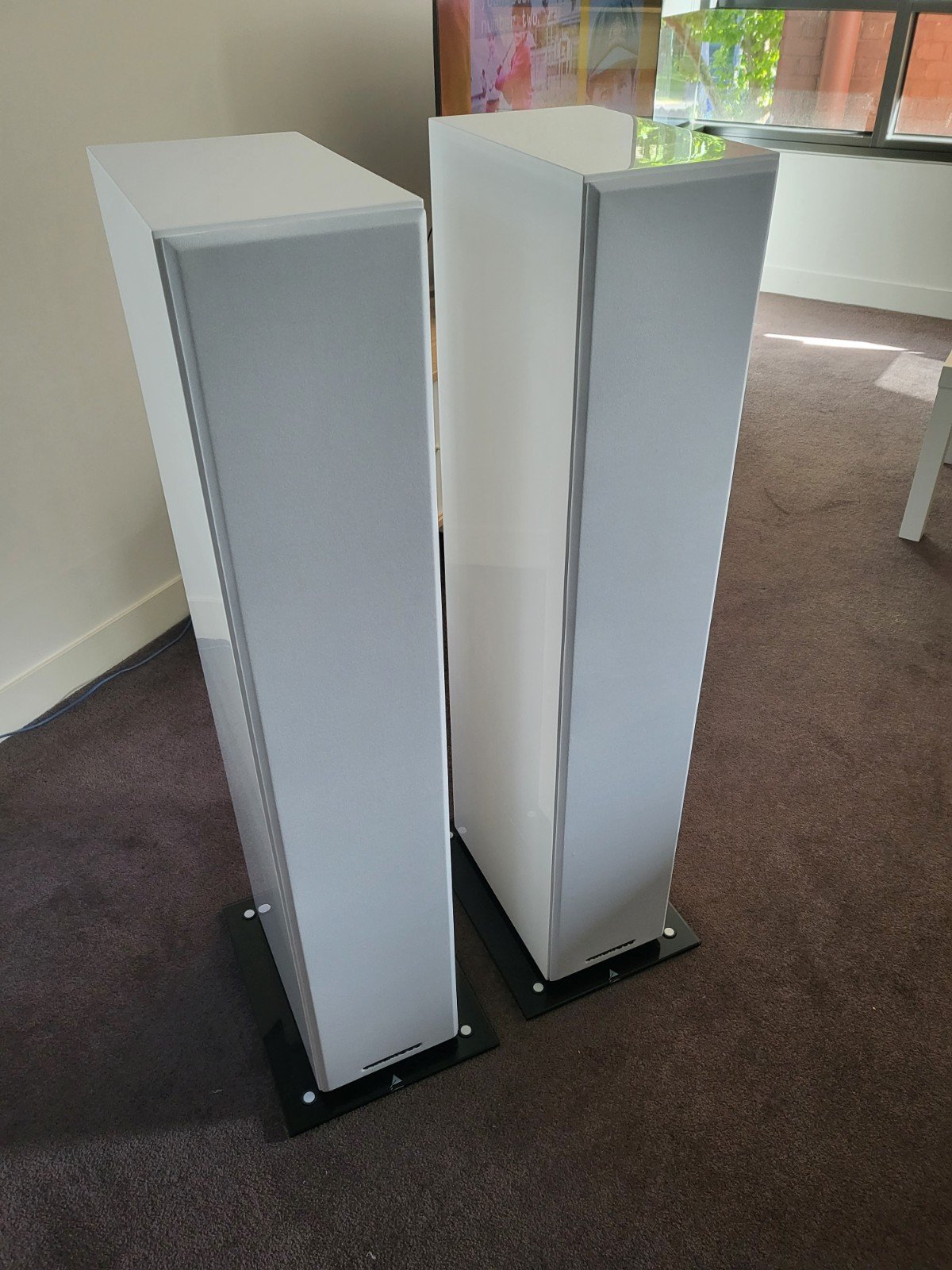 Triangle Electroacoustique ESPRIT ANTAL EZ Floorstanding Loudspeakers ...