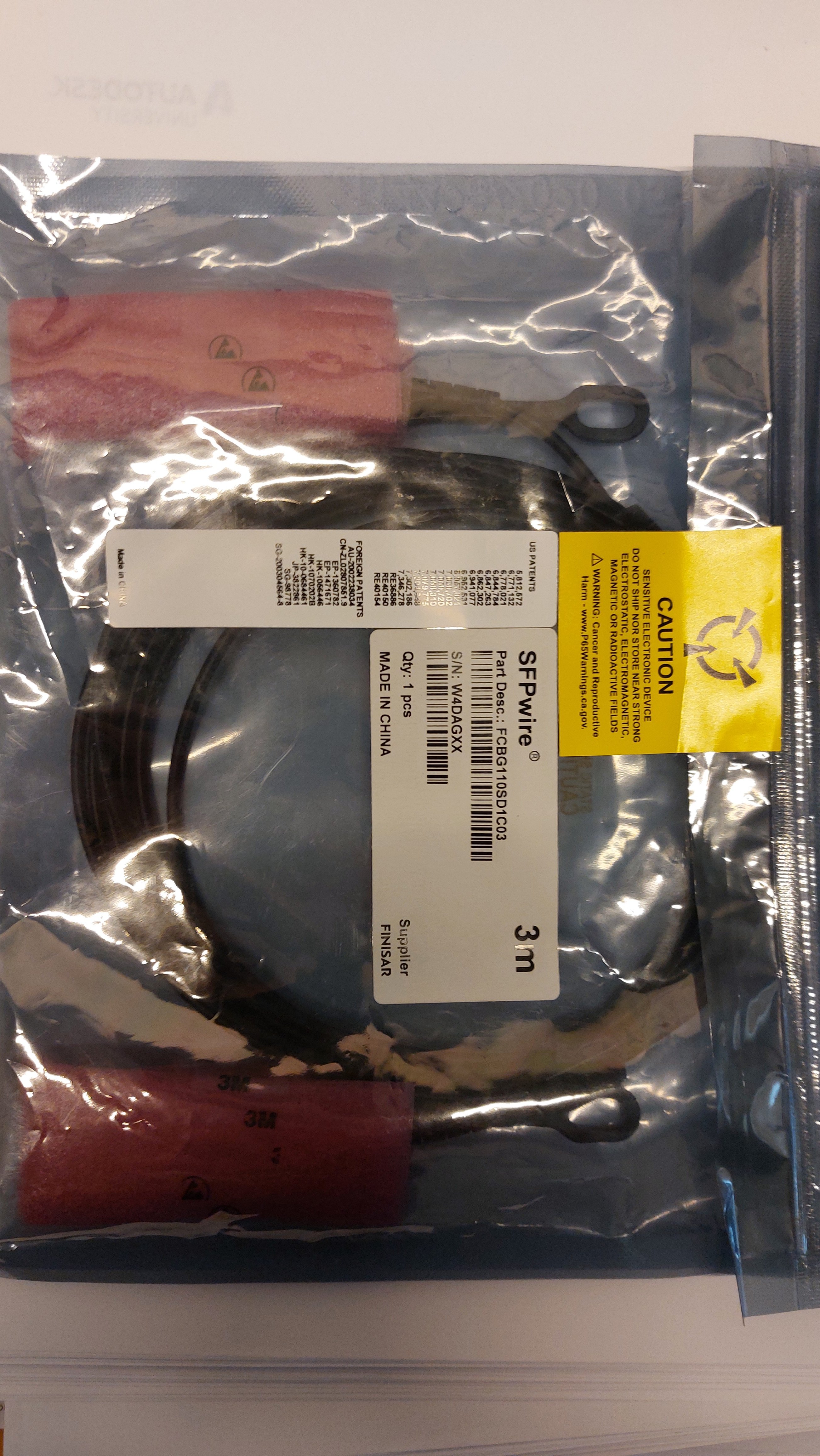 Finisar FCBG110SD1C03 10G SFP+ cable AOC 3m Ethernet Cable (Fibre Optic ...