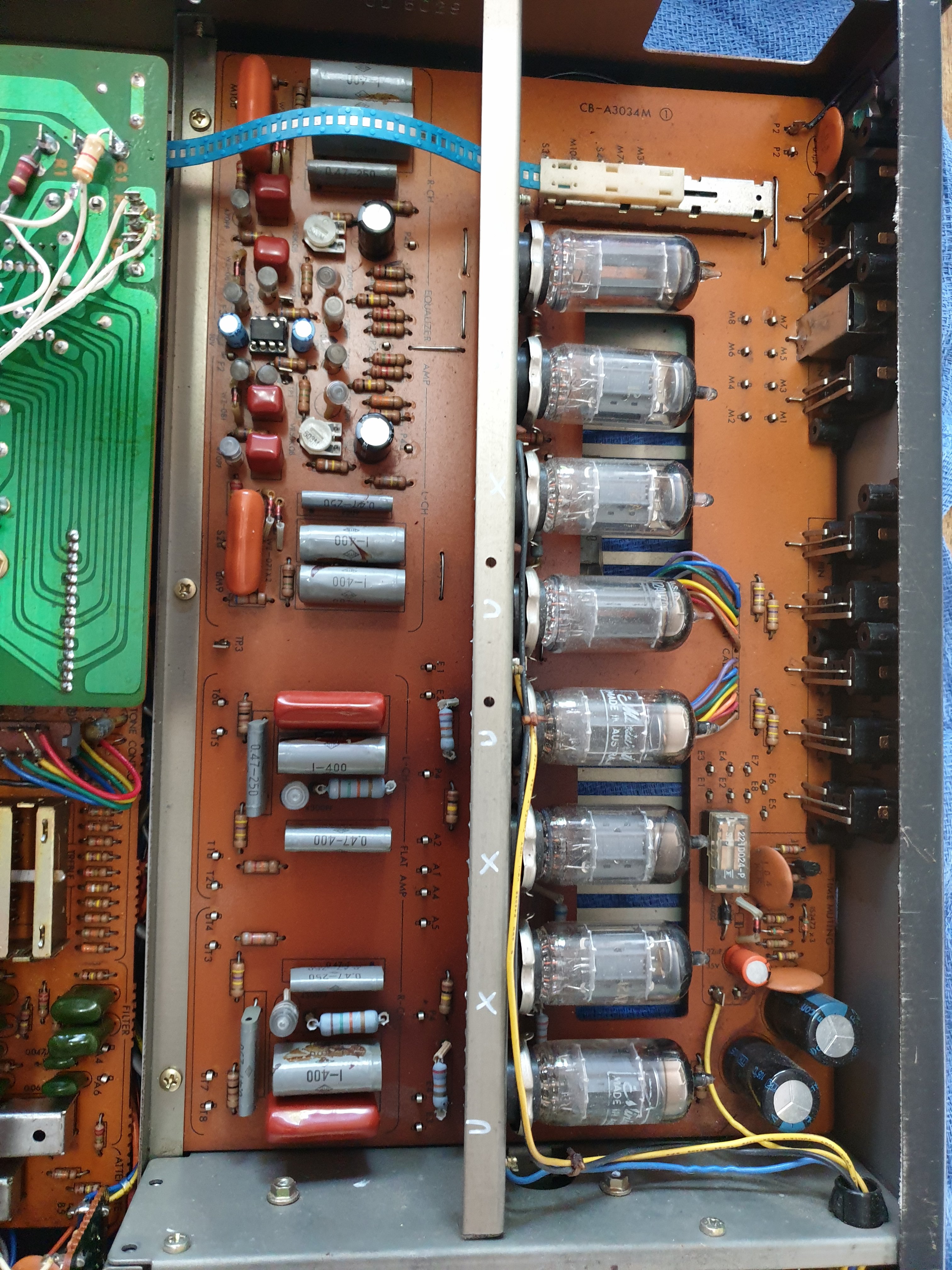 Luxman CL 34 Pre Amplifier - Pre Amplifiers - StereoNET